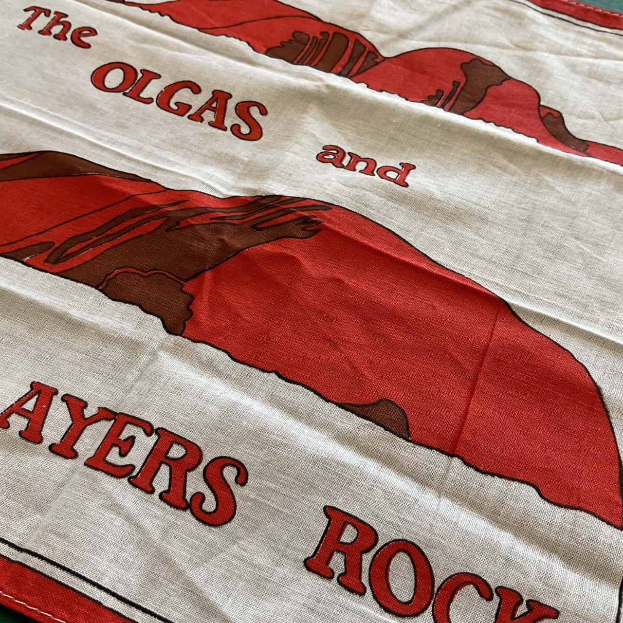 Vintage Uluru ( Ayer’s Rock) and Kata Tjuṯa (The Olga’s) Souvenir ...