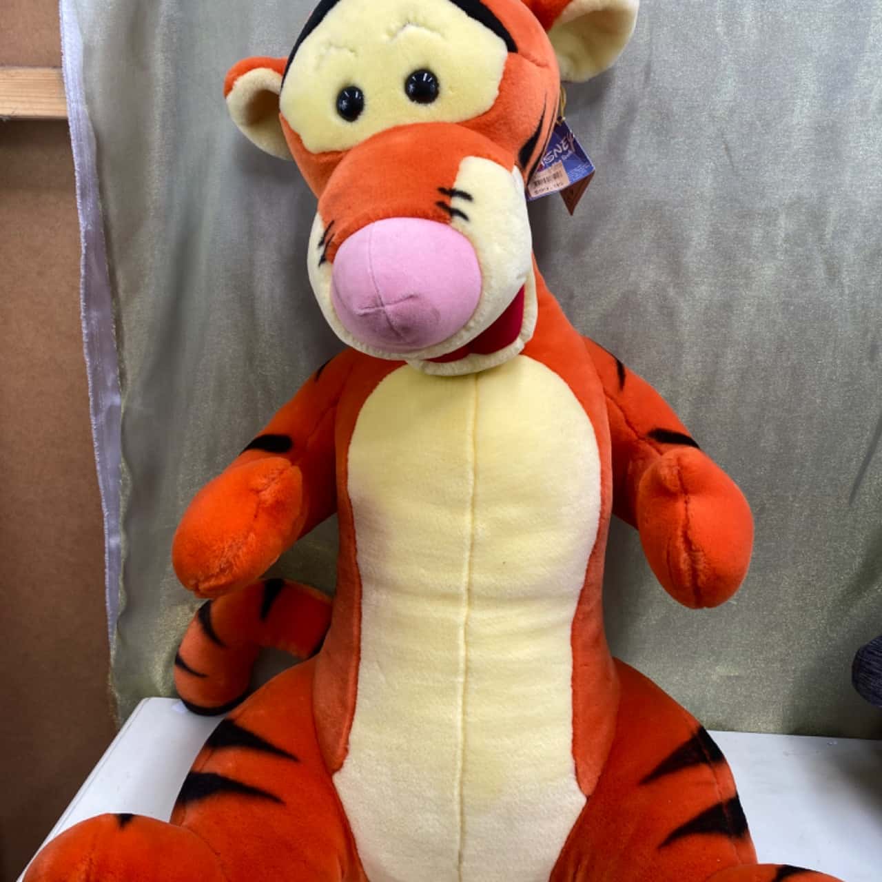 Disney Tigger XXXL plush RRP $99.95(s) - New With Tags | Salvos Stores