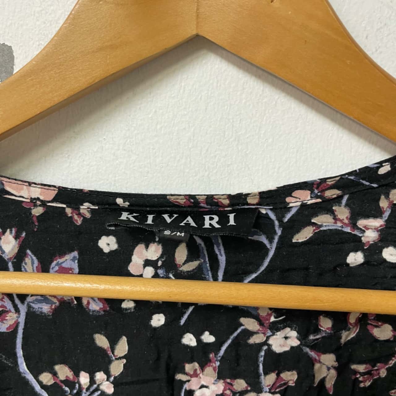 Kivari Womens Size M / S Open Jacket Black / Floral (s)