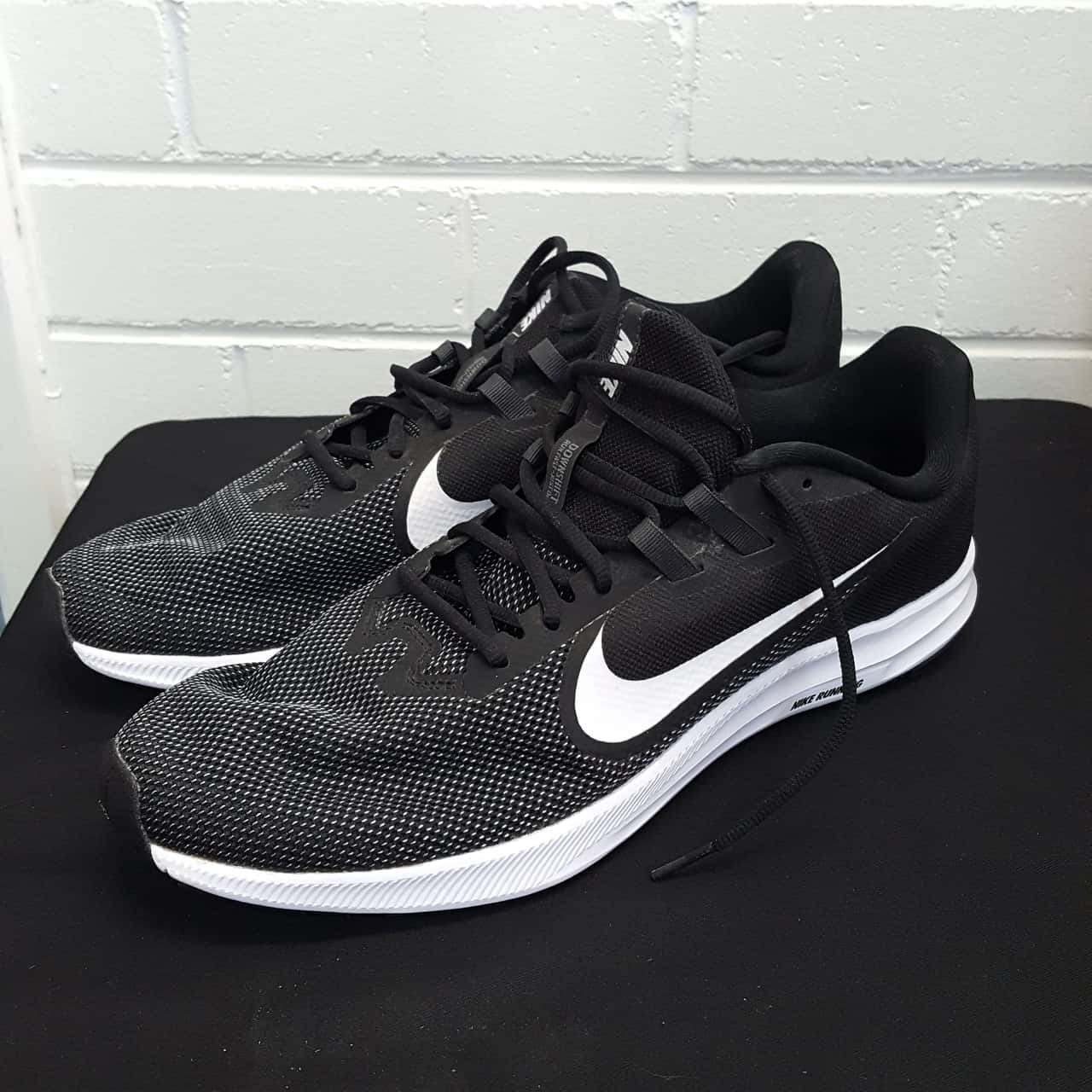 Nike Black & White Down shifter Running shoes Men's US size 13 (s)