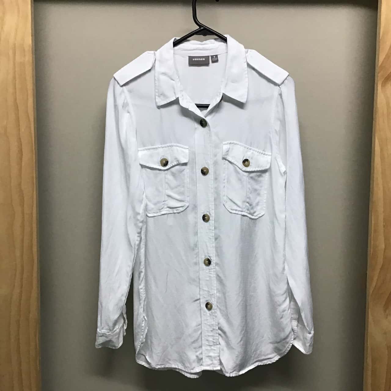 *LAST CHANCE SALE* Sussan, White blouse, with roll up sleeve, Size 10(s)