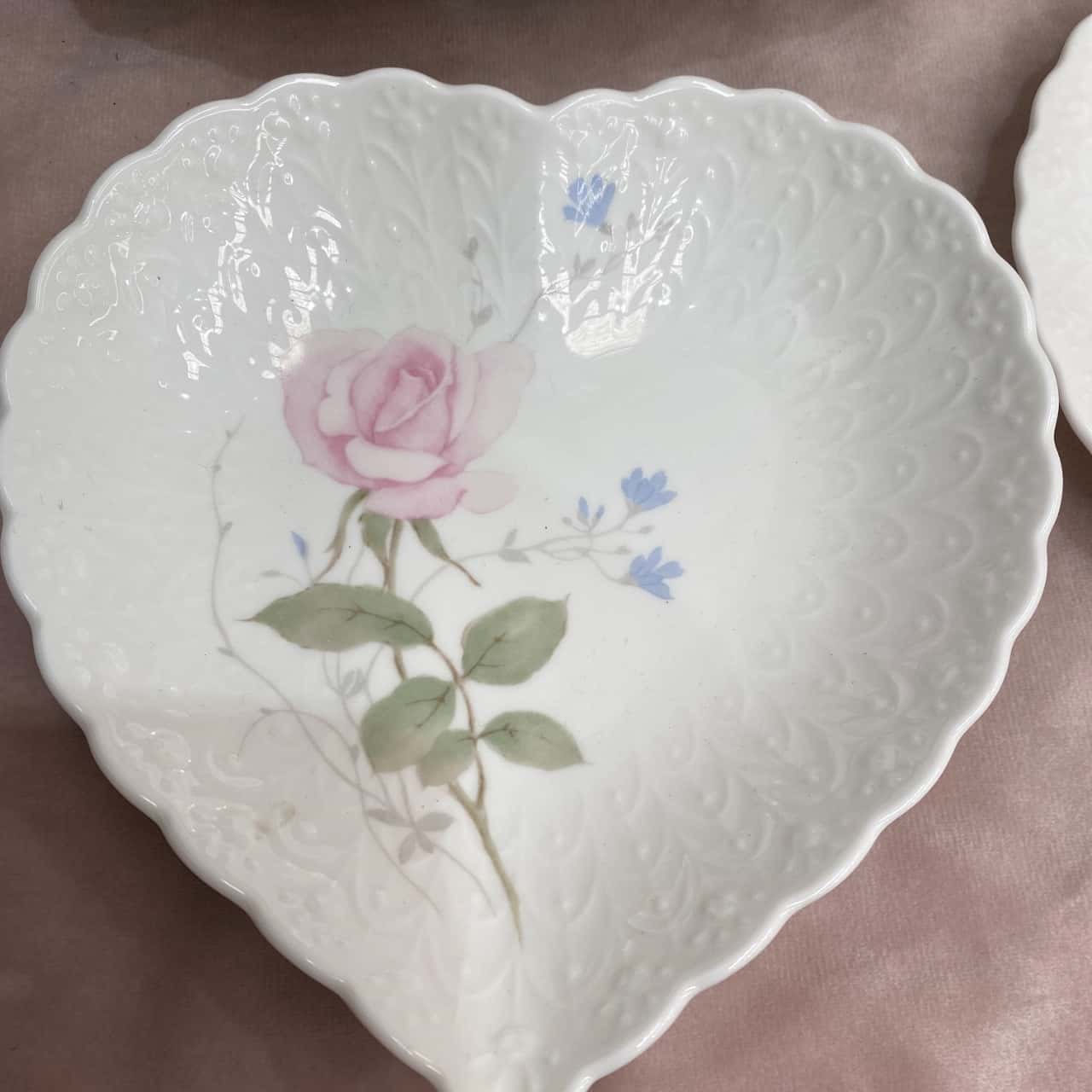 Mikasa April Rose 9 Piece Crockery Set