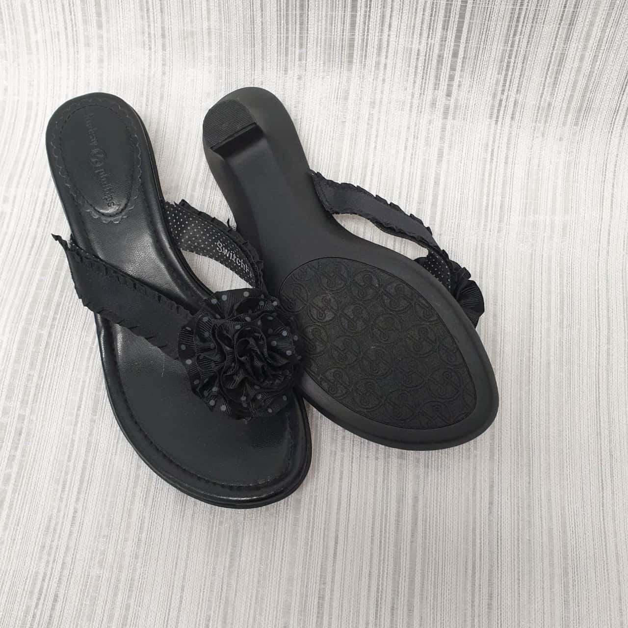Linsey Phillips Super Cute Black Ruffle Bow SwitchFlops Size 8 - Brand ...