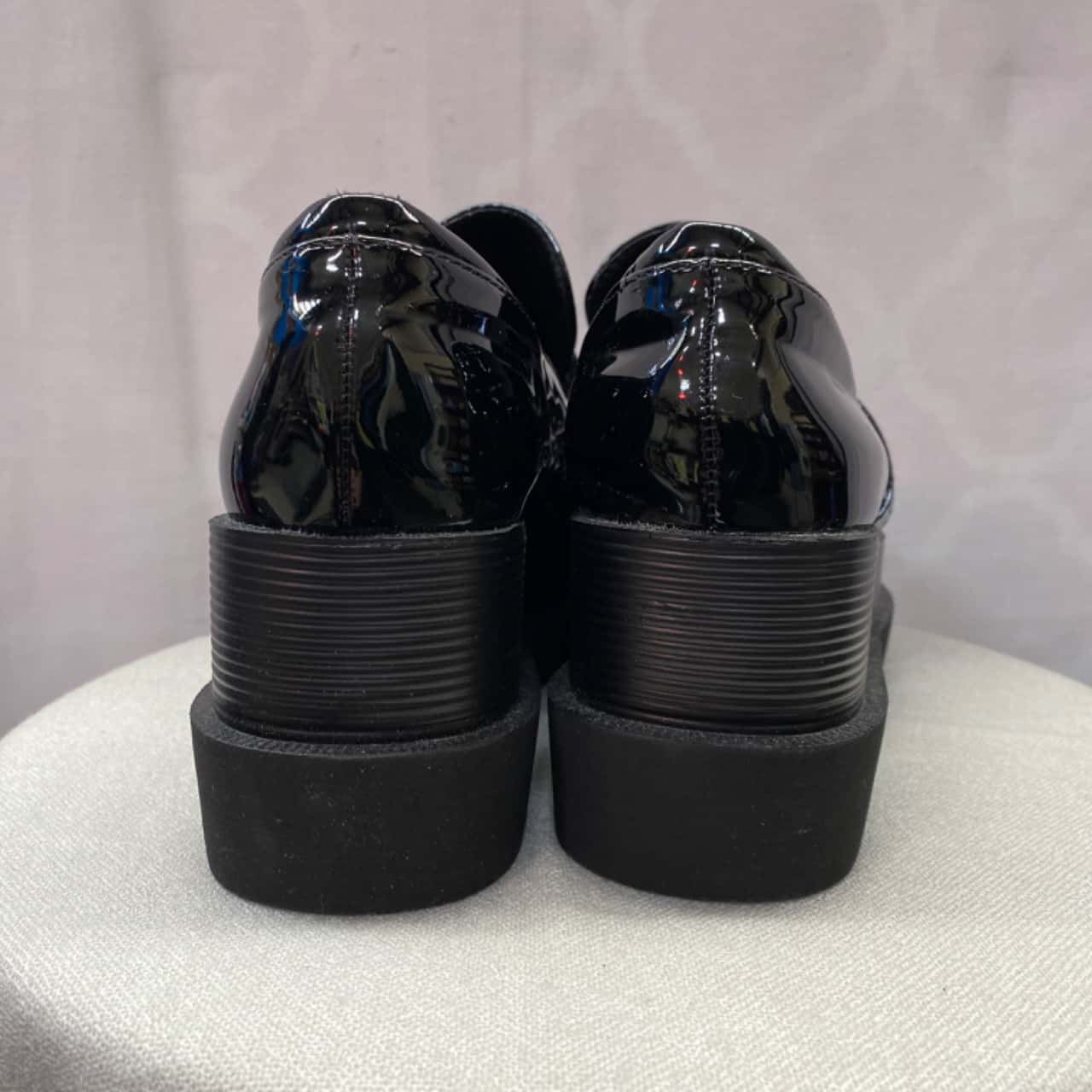 Women’s Guanghuiyuzu Size 39 Black & Gold Platform Shoes(s)