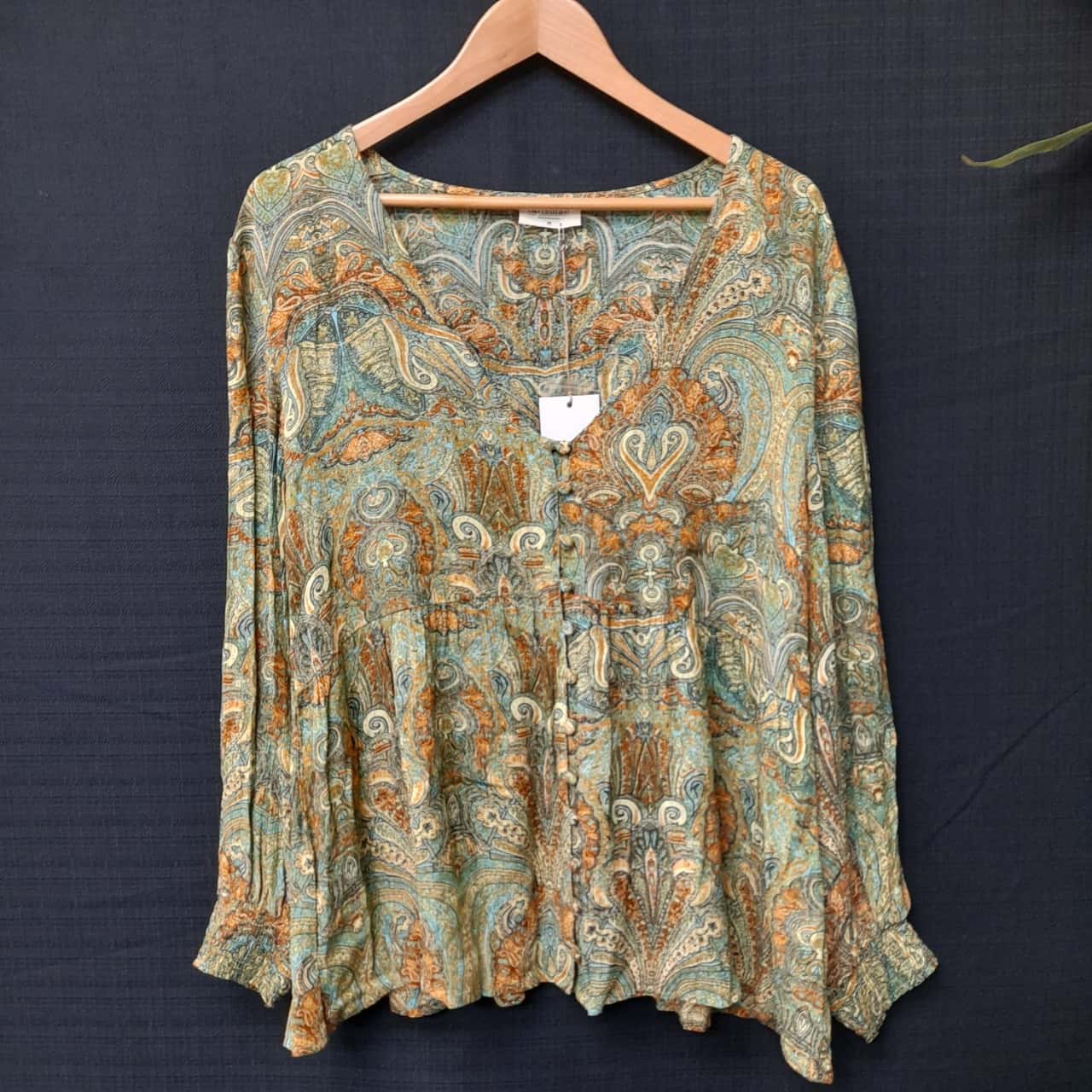 BNWT Talisman Size M Multicoloured Top(s)