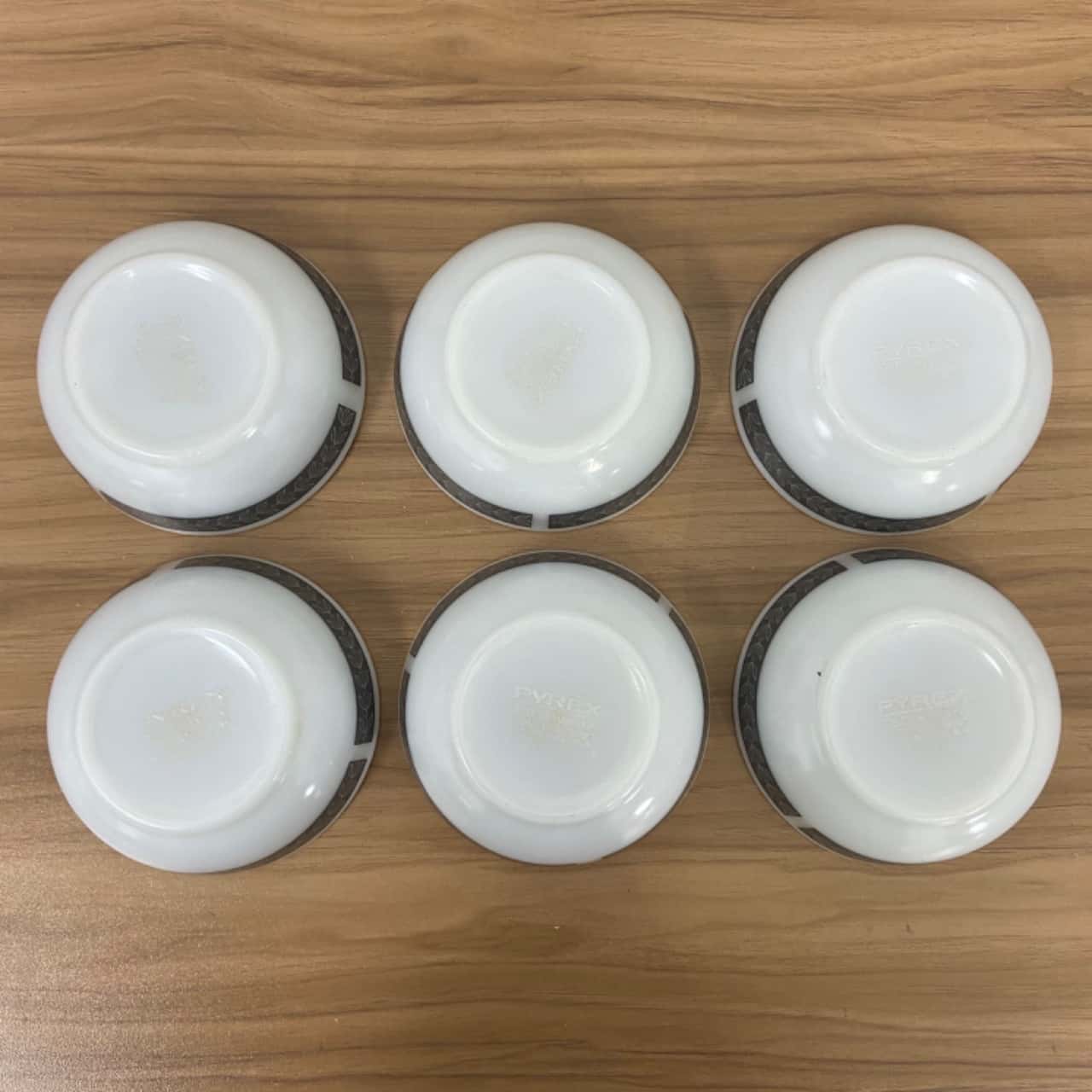 Vintage Pyrex Grey Laurel Leaf Dessert Bowls by Corning (s)