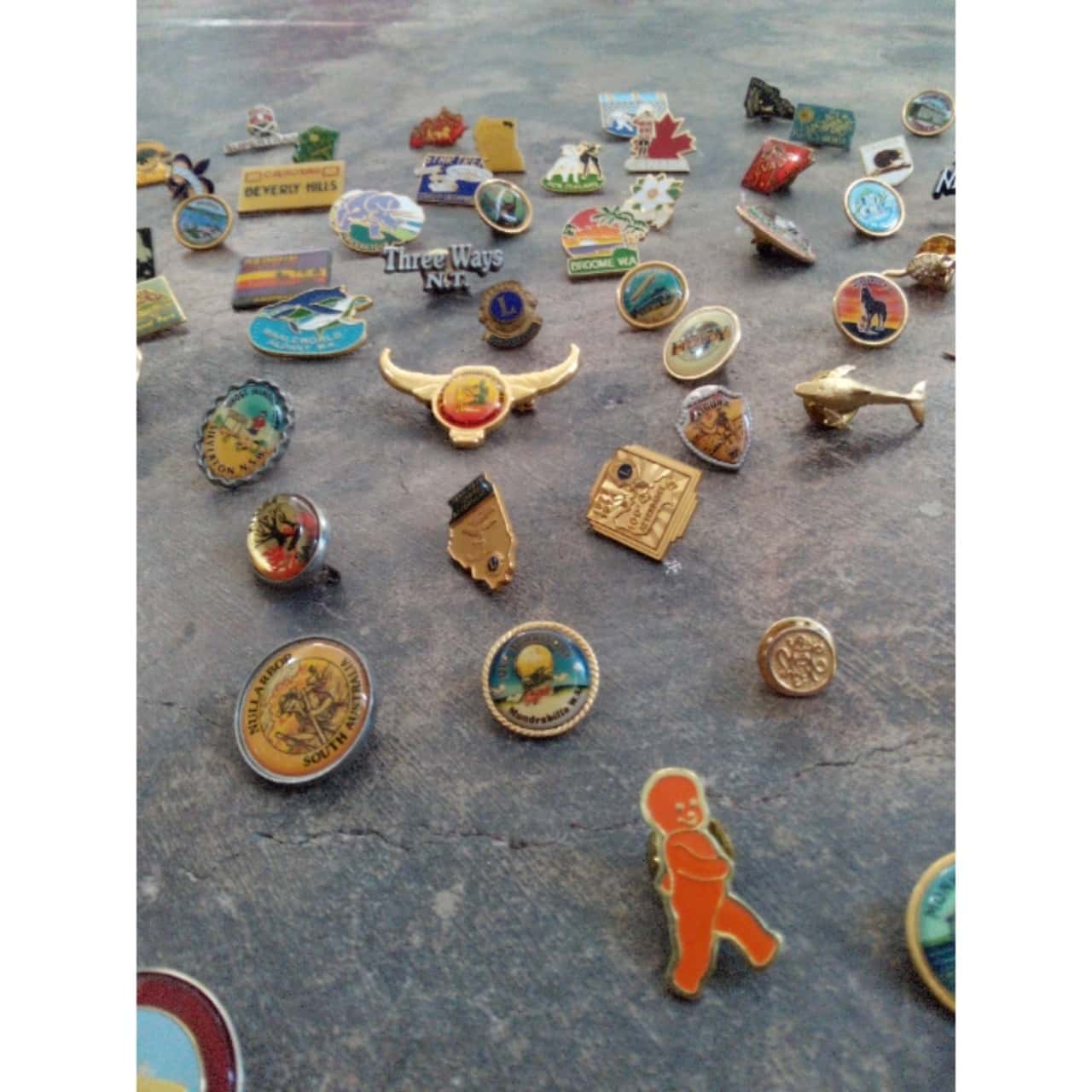 Bulk Lot! Many Lapel Pins!(s)