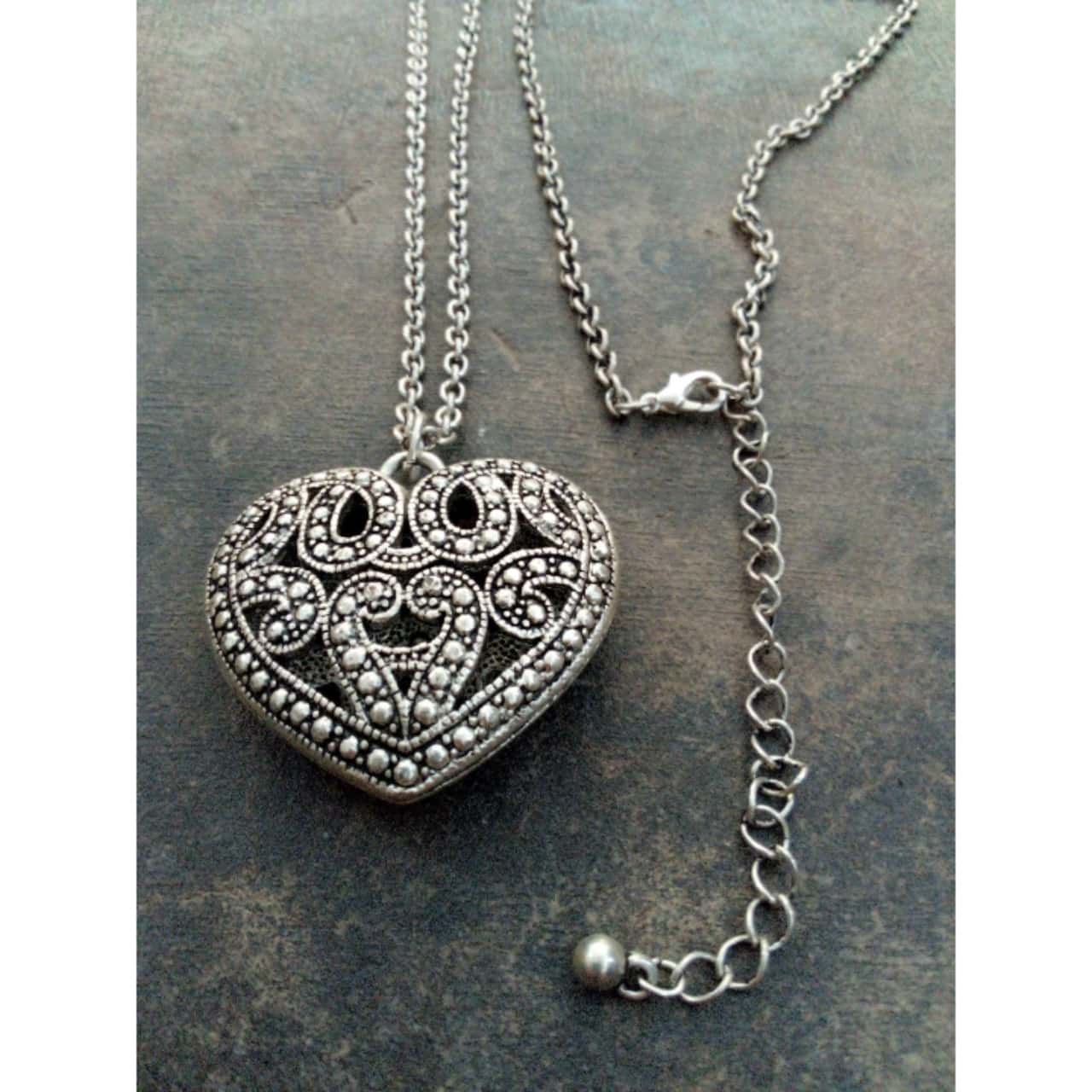 Long Heart Necklace(s)