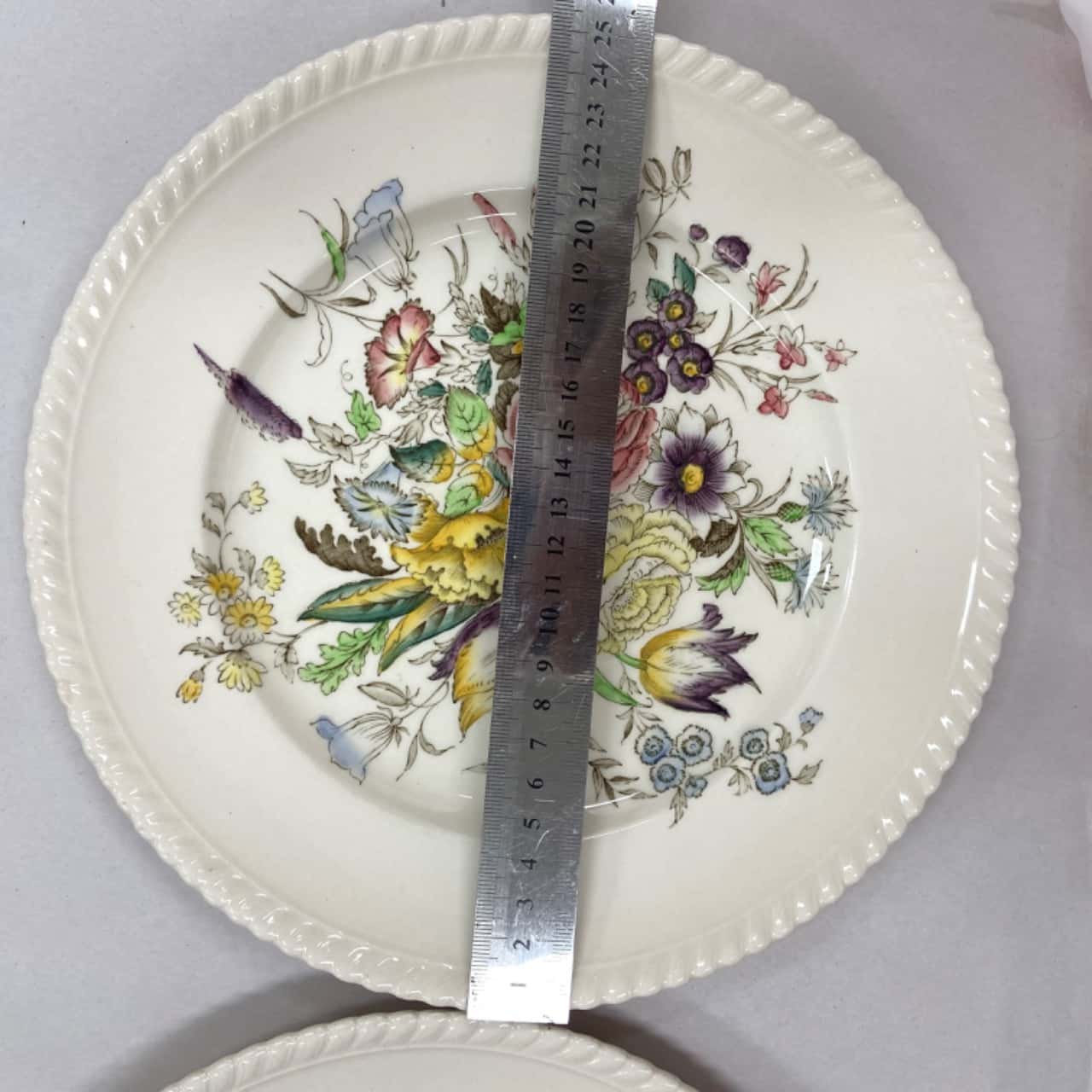 Garden Bouquet Johnson Bros Windsor Ware Plates(s)