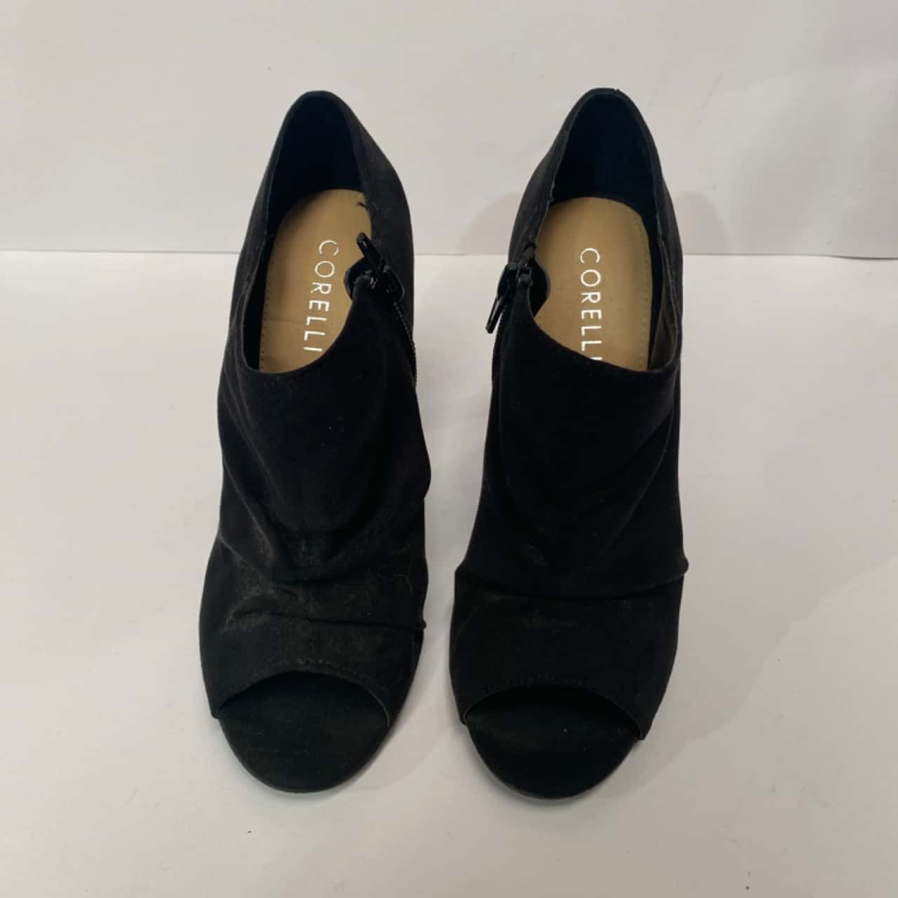 Correli Heels Size 6 Black