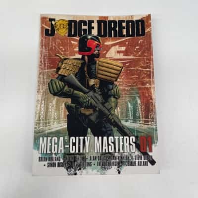 Judge Dredd - Mega city masters 01