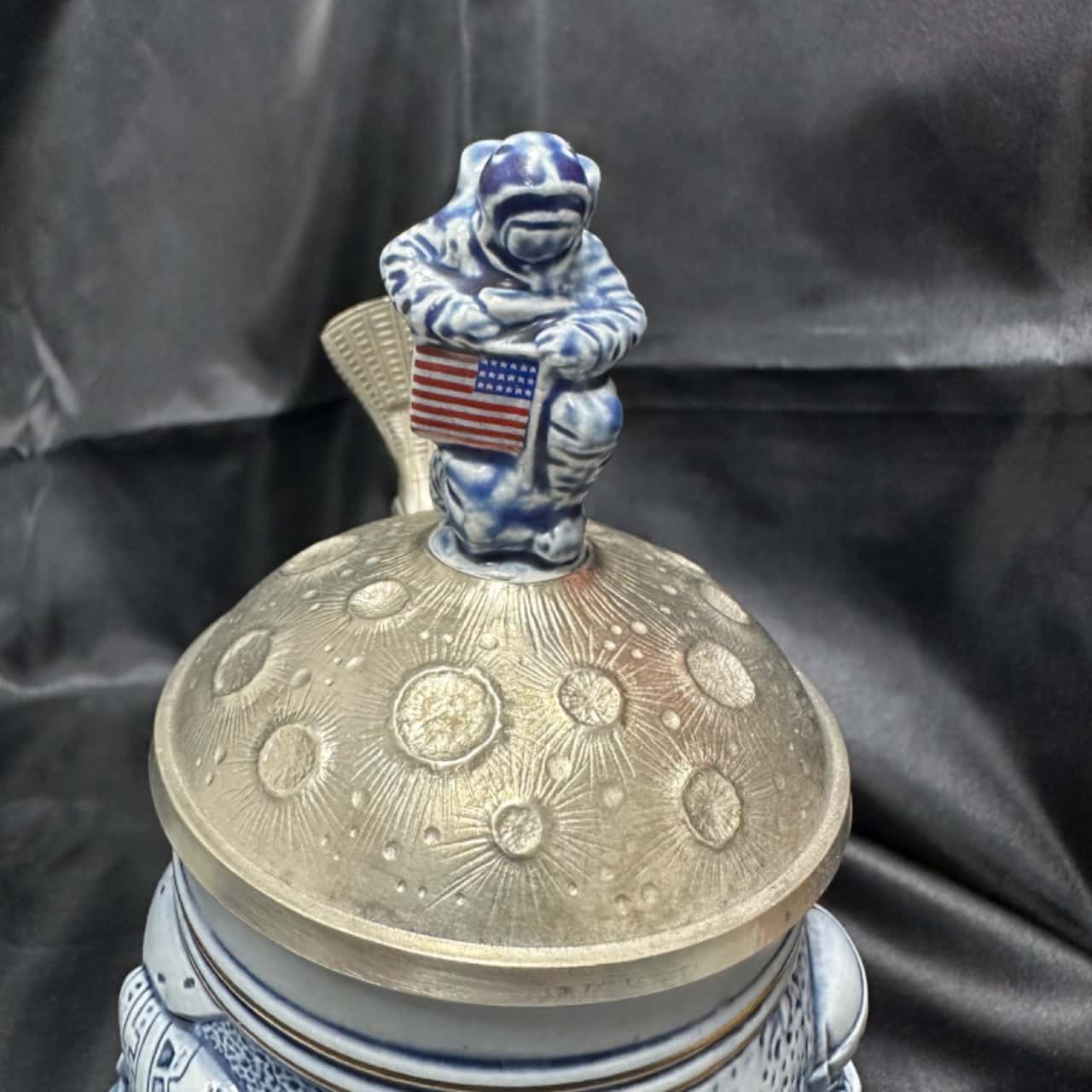 Avon Ceramic Stein set of 5 (s)