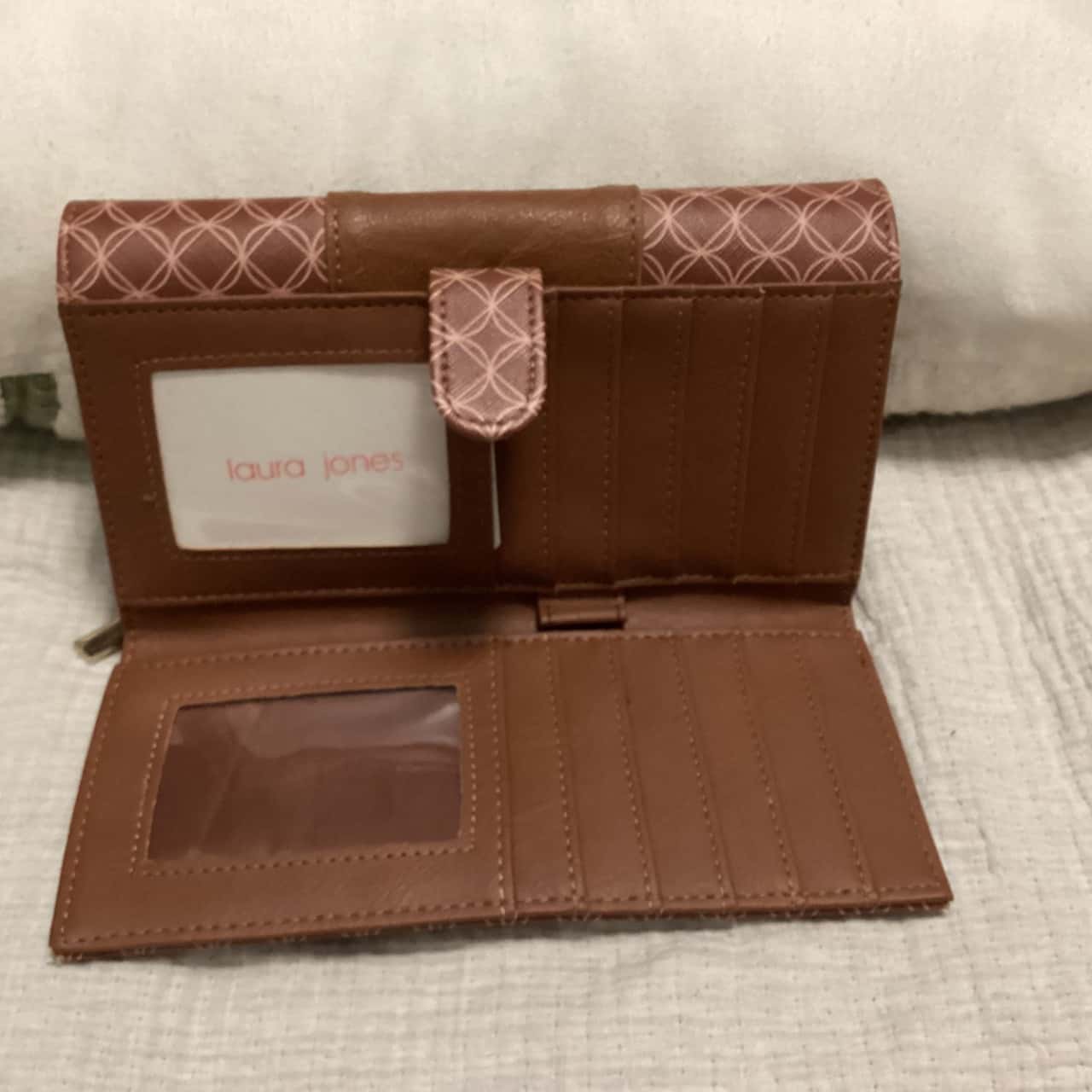 Laura Jones Womens Purse Brown / Pink