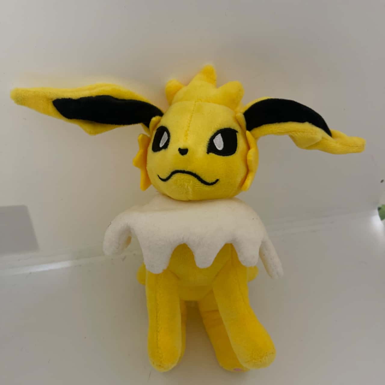 Tommy Pokémon jolteon yellow (26)(s)
