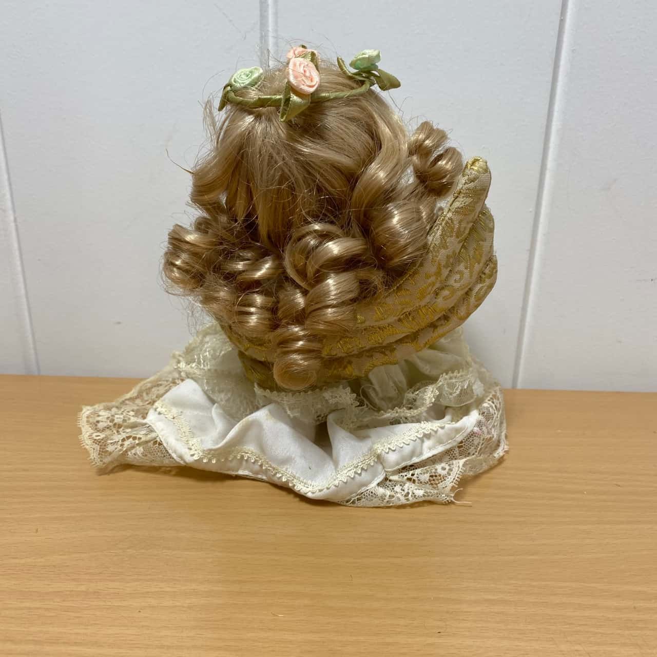 Homeart "Angela" #5369 Porcelain Praying Angel Doll Figurine Statuette