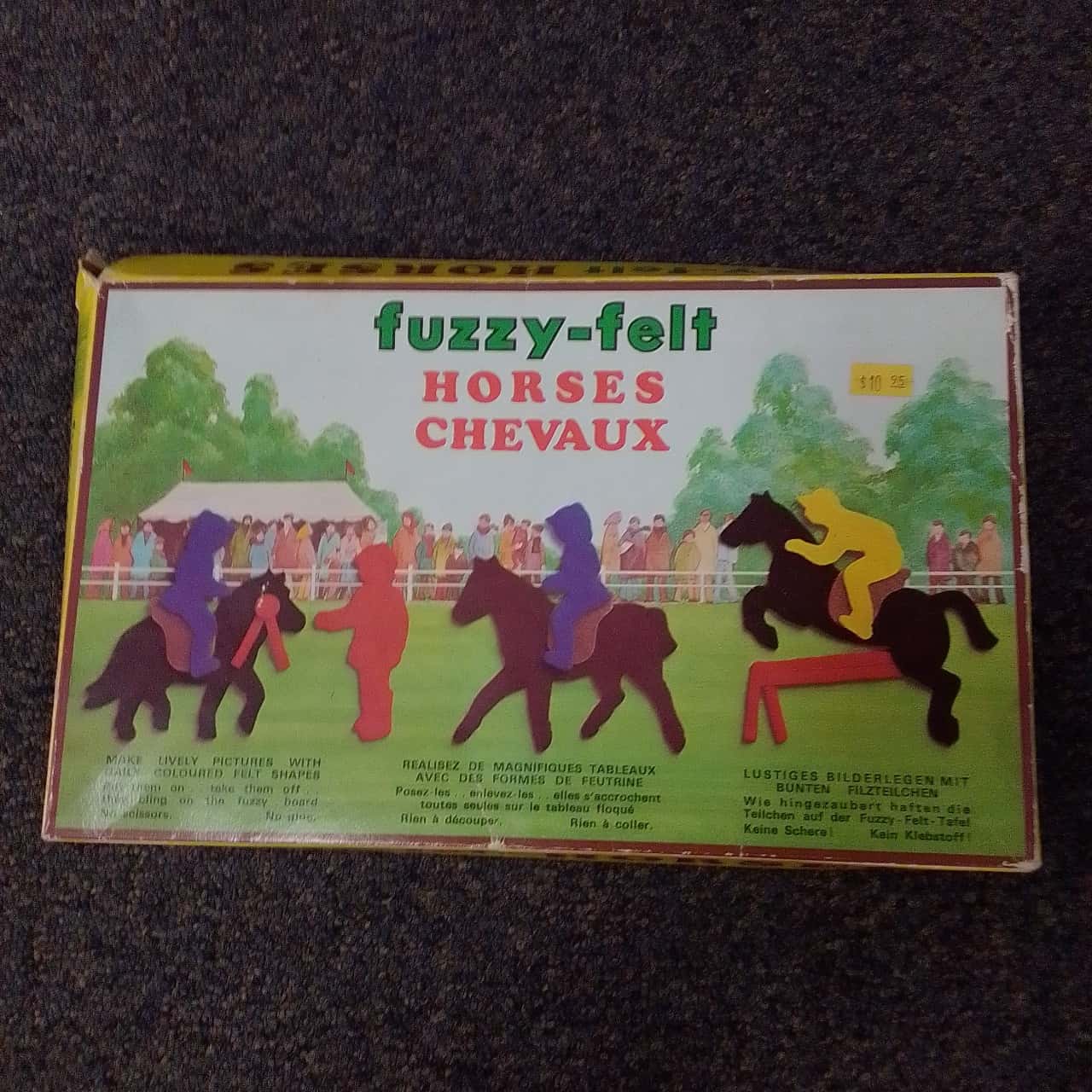 Vintage Fuzzy Felts Horse Chevaux (s)