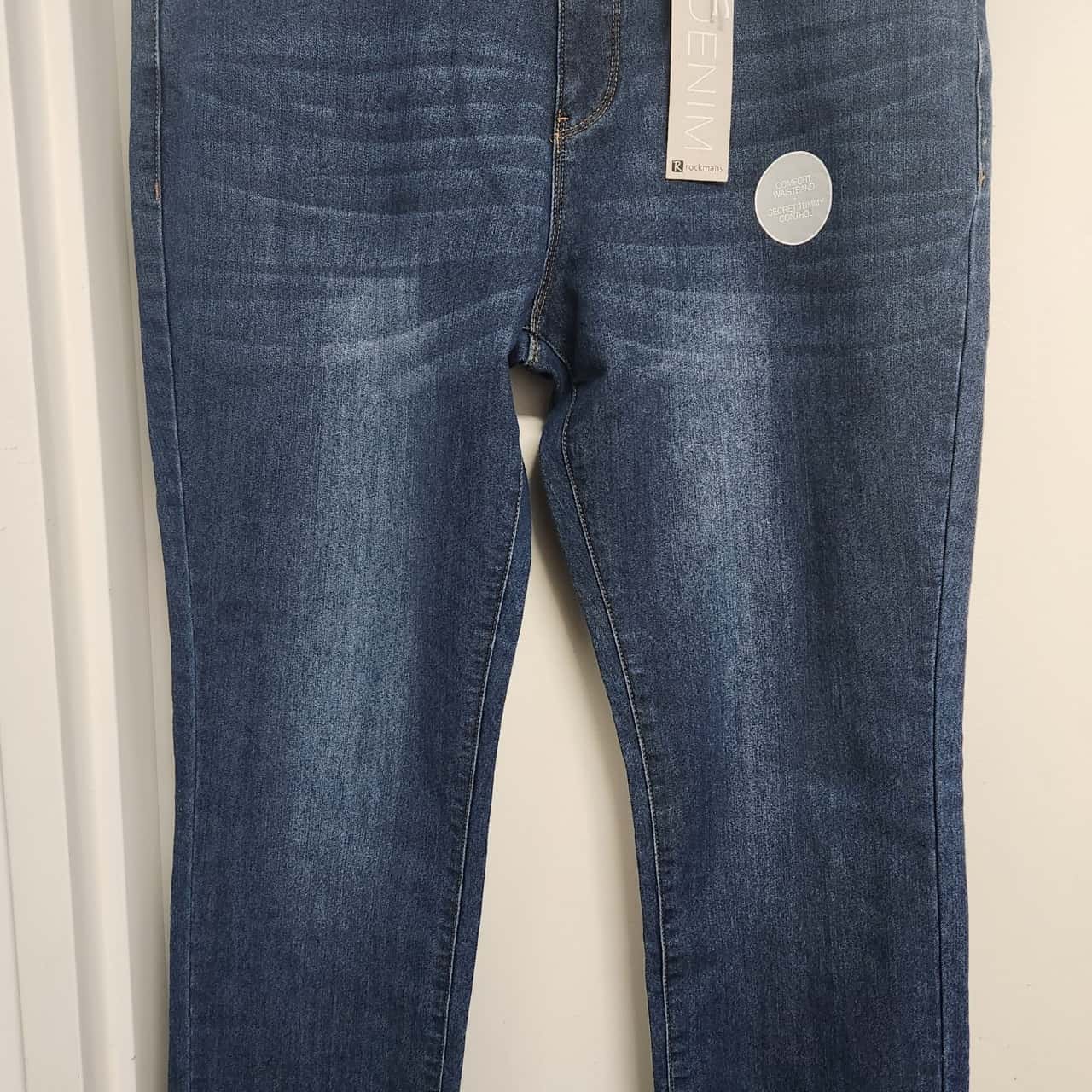 Womens Size 16 Straight Jeans Blue (s)