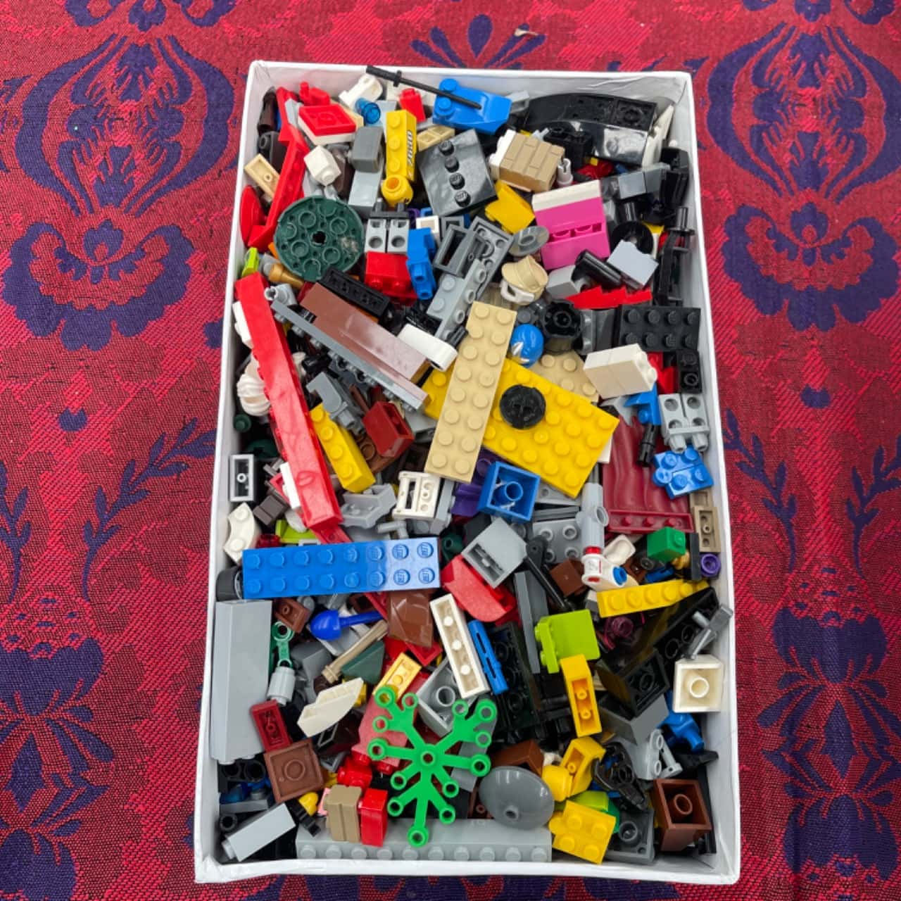 1.5kg Assorted Lego (2)(s)