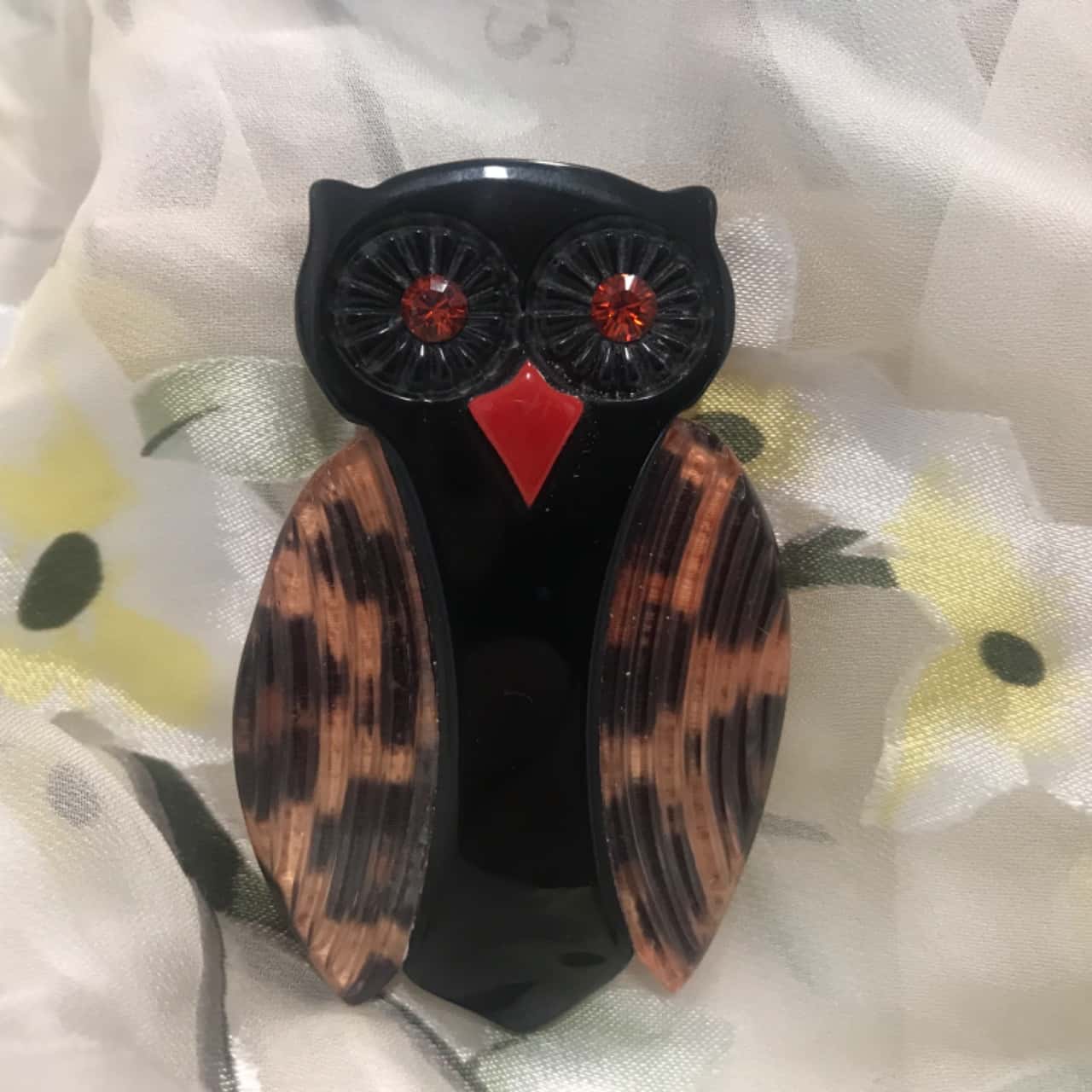 Large Resin Owl Brooch (s)