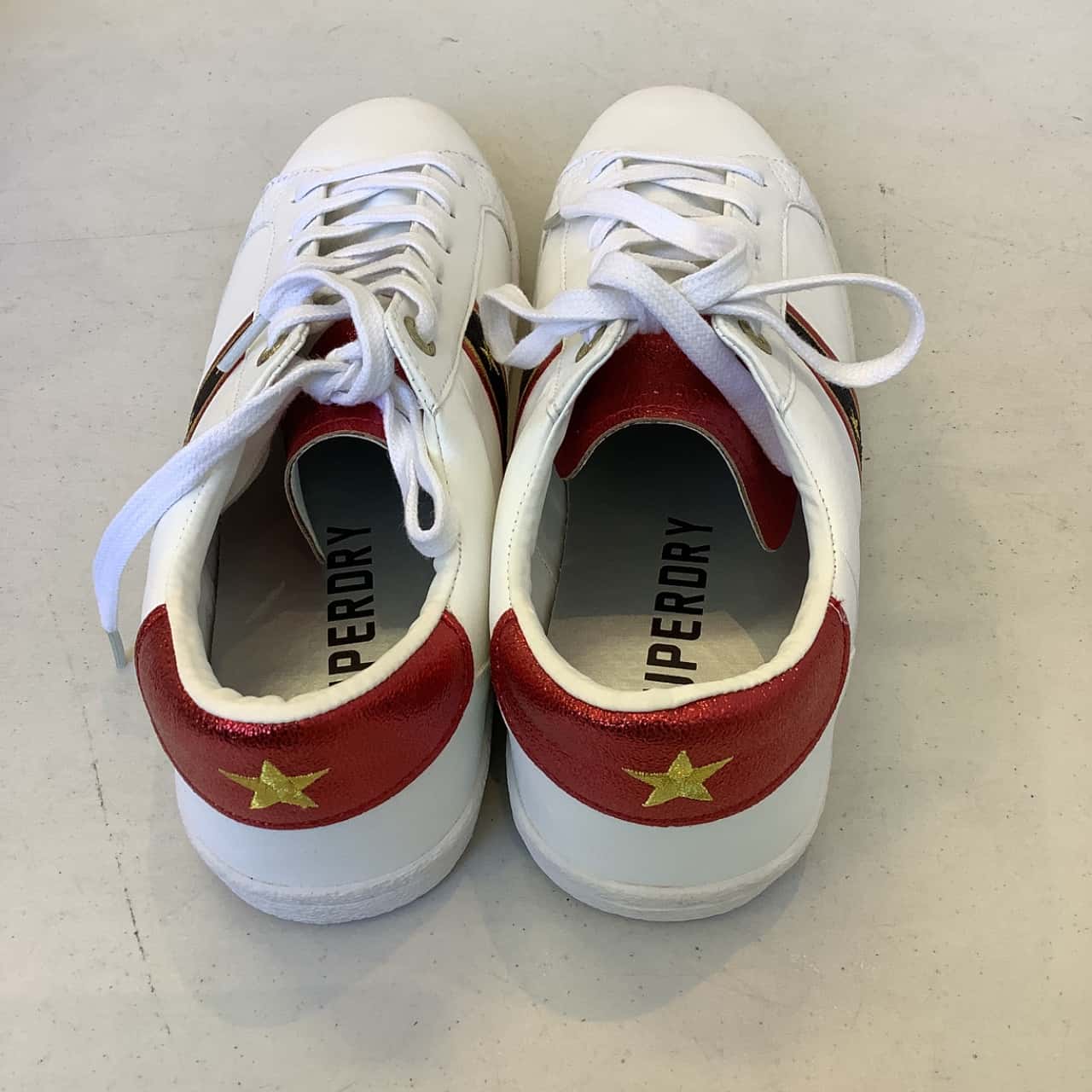 In Original Box Superdry Womens Size AUS 10 / EU41 Priya Sleek Sneakers ...