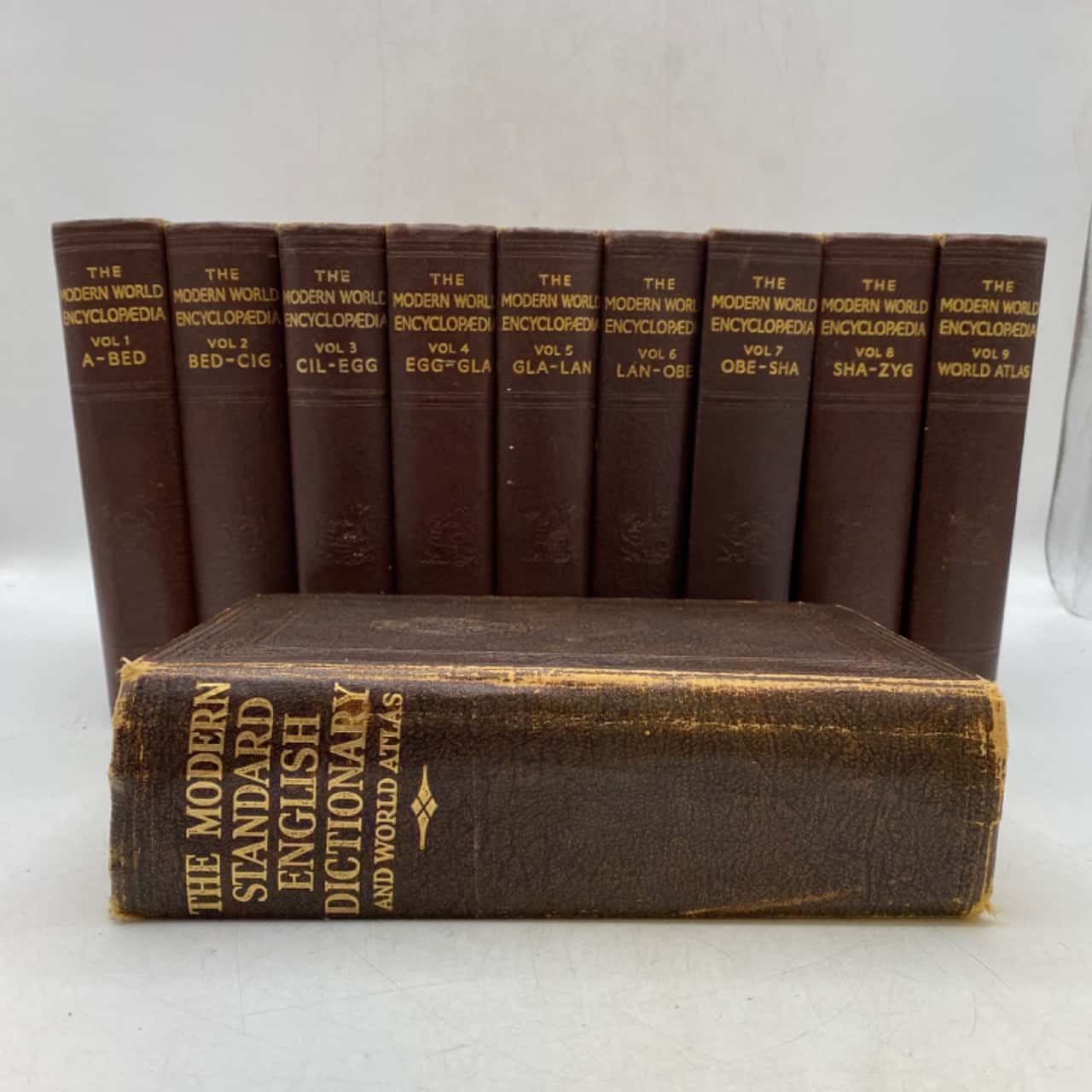 Vintage 1935 The Modern World Encyclopedia Vol 1 to 9 Set (includes Vol ...