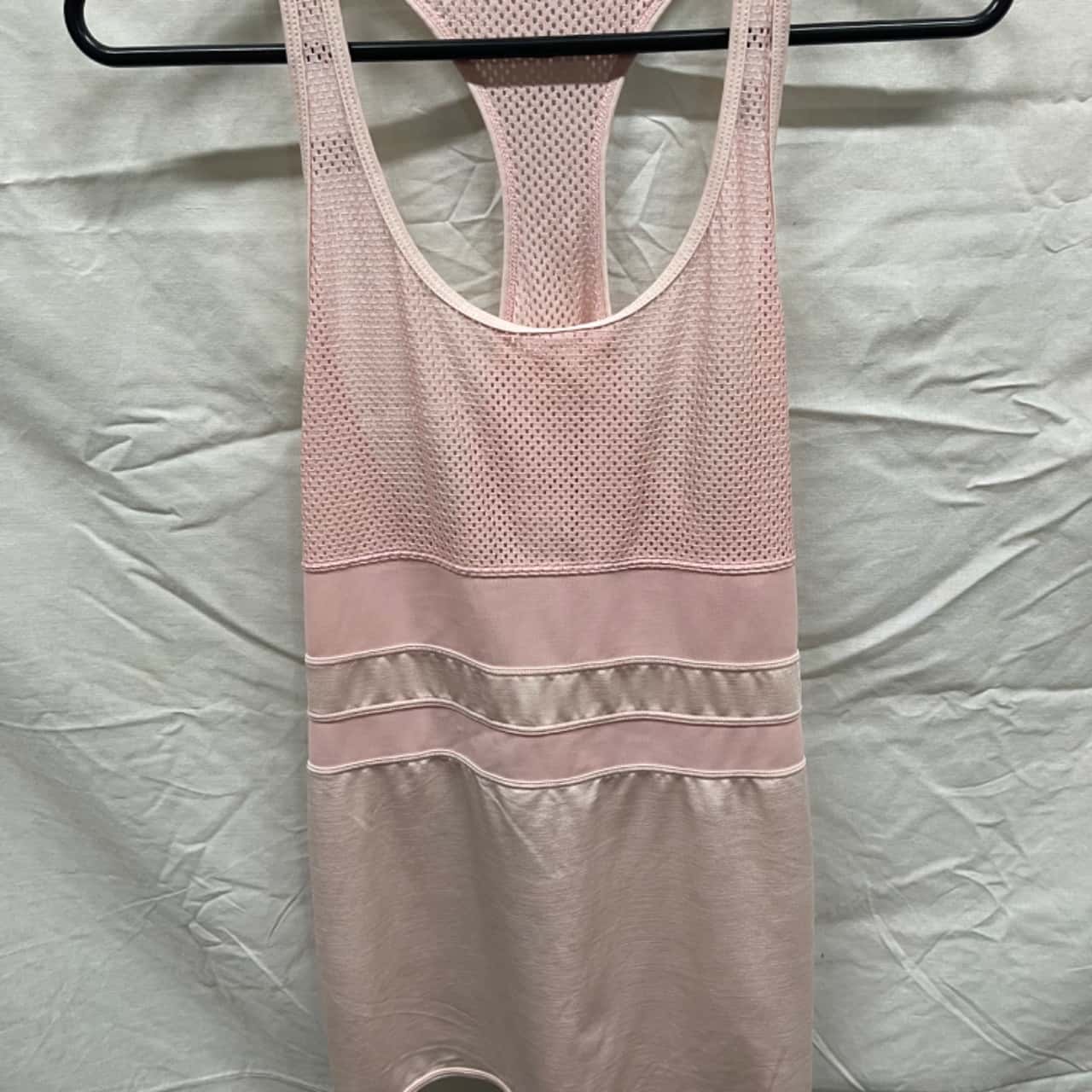 Lorna Jane Womens Size L Pink
