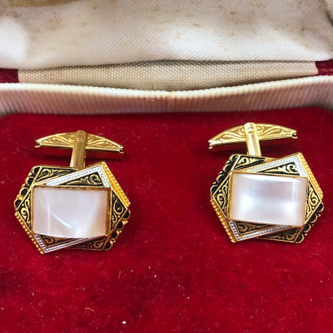 REDUCED Smartest Men’s Vintage Cufflinks In Original Box