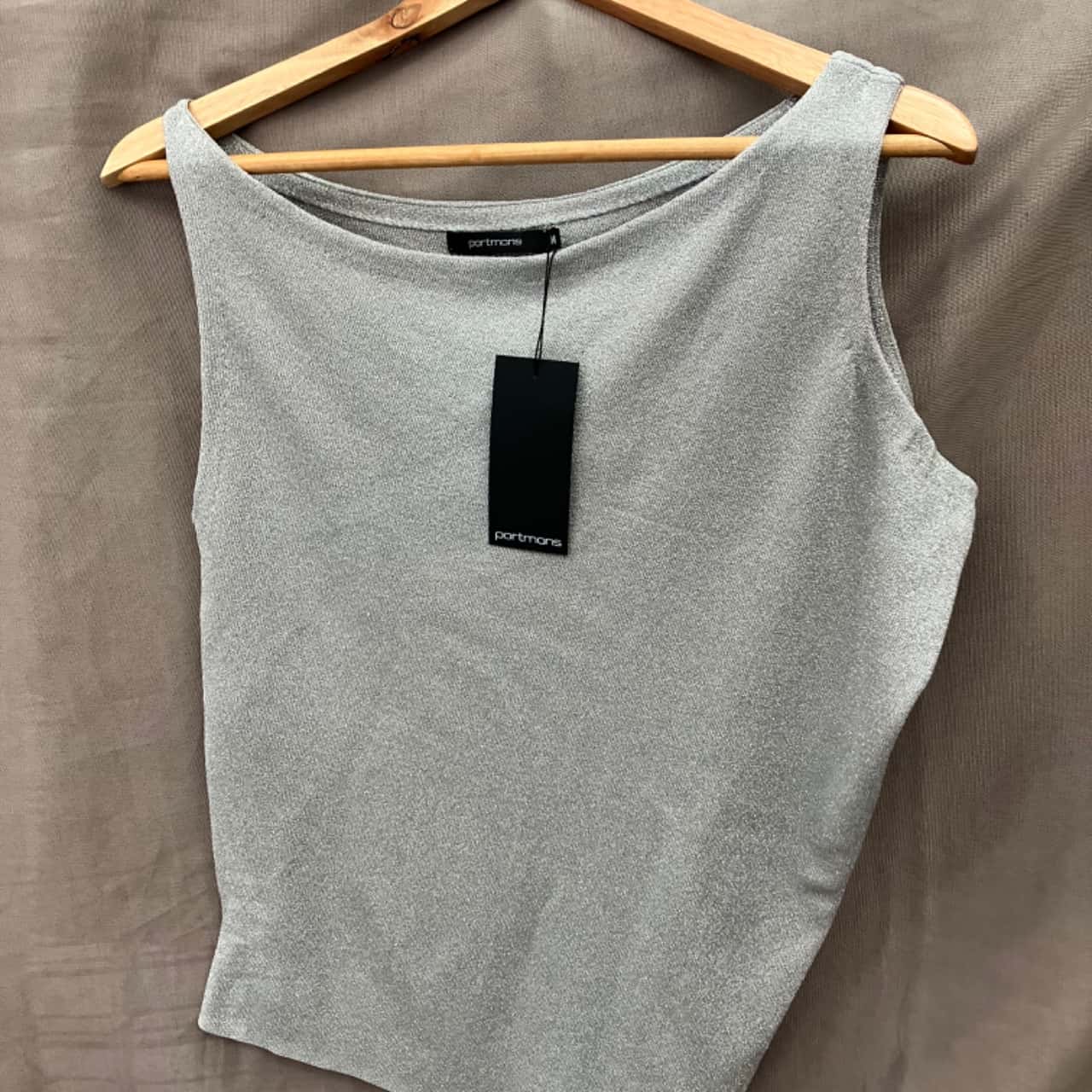 Portmans Womens Size M Singlet Silver (s)
