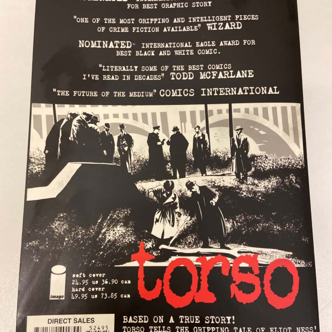 Torso a true crime graphic novel .. comic colletable(s)