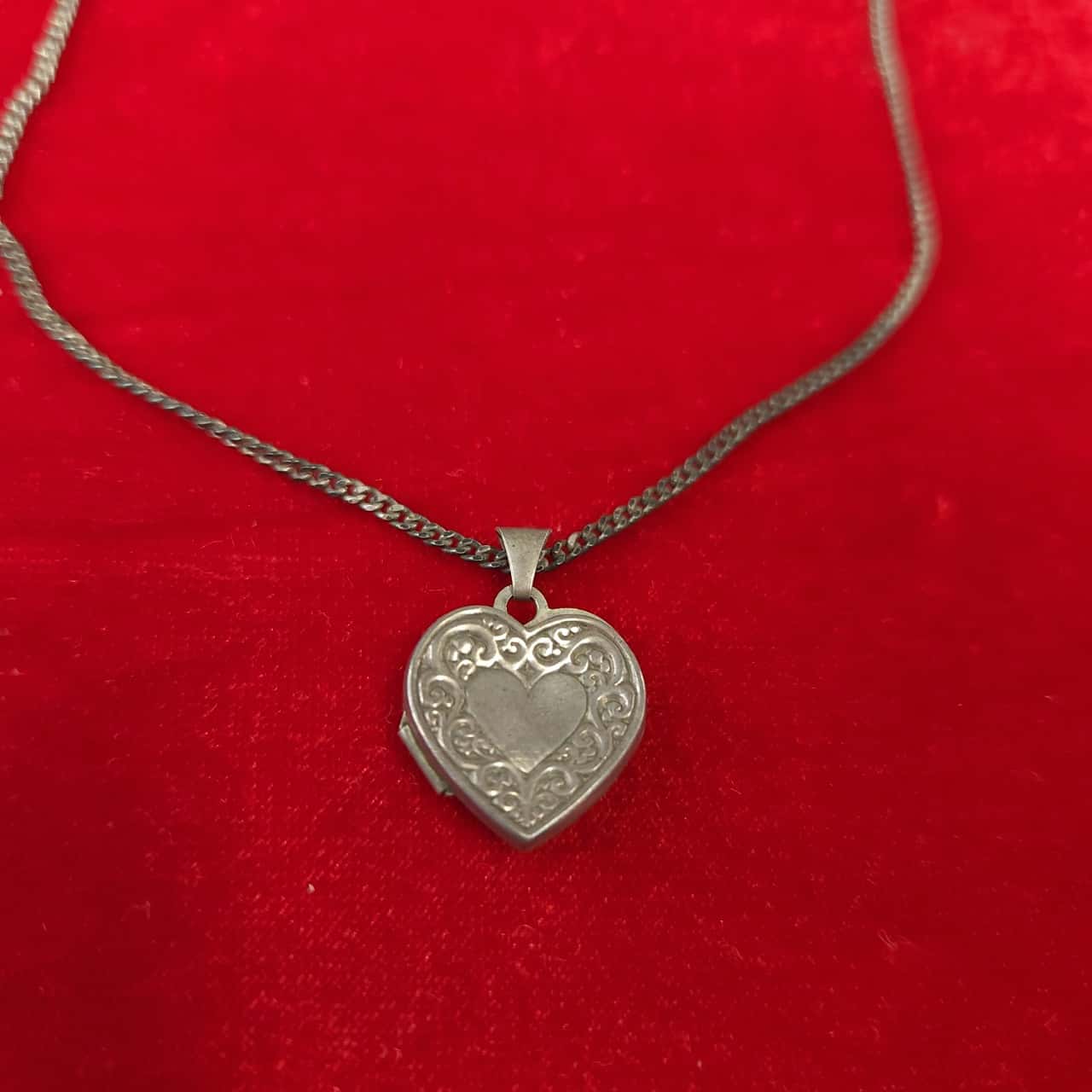 Very Old Womens Heart Locket 925 Silver Necklace(s)