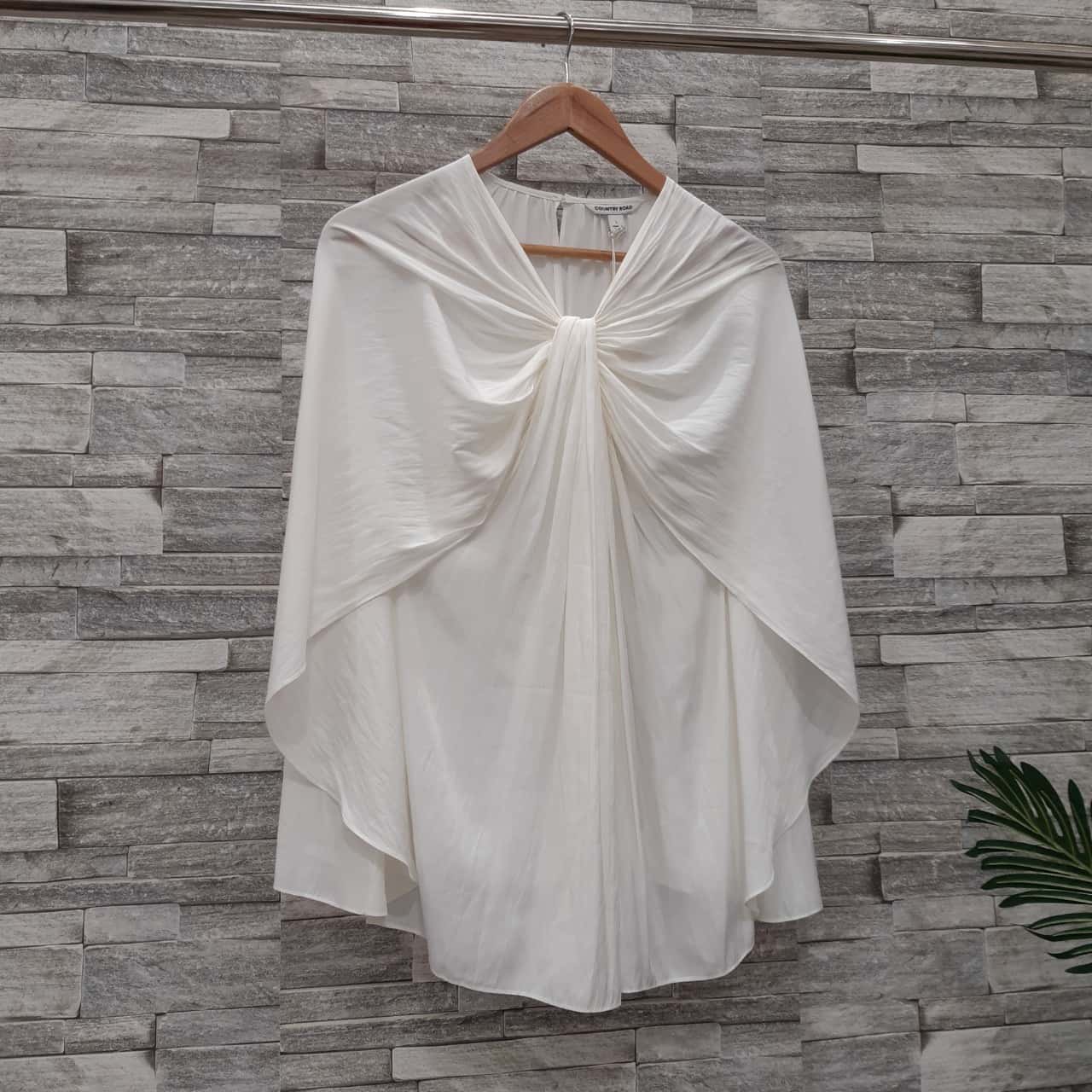 Country Road Womens Size L Shirts & Blouses Off White (s)