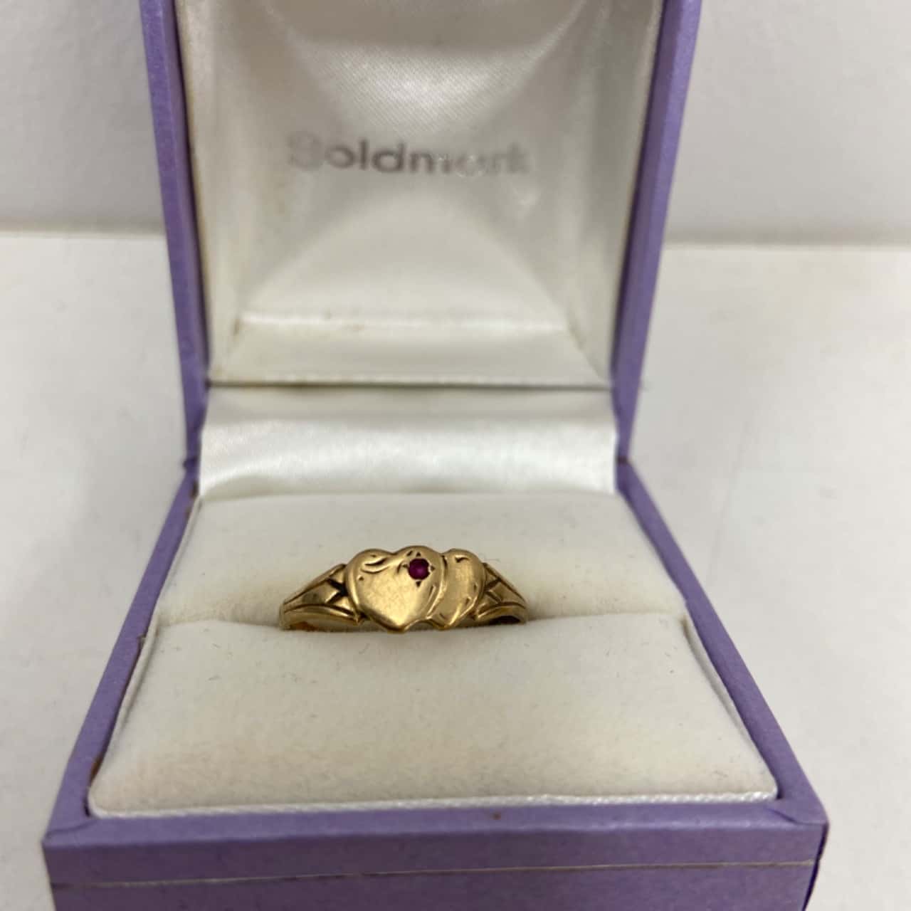 Womens Rings 9ct Gold signet