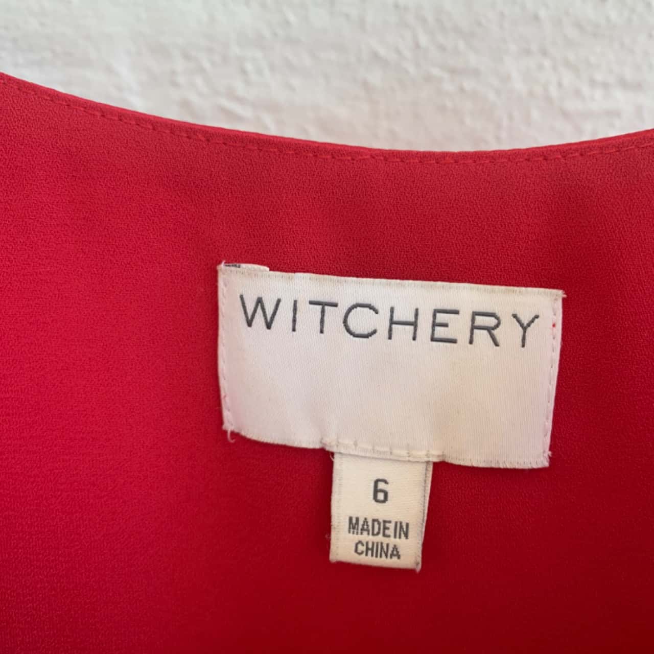 Witchery Size 6 Pink Silk Singlet