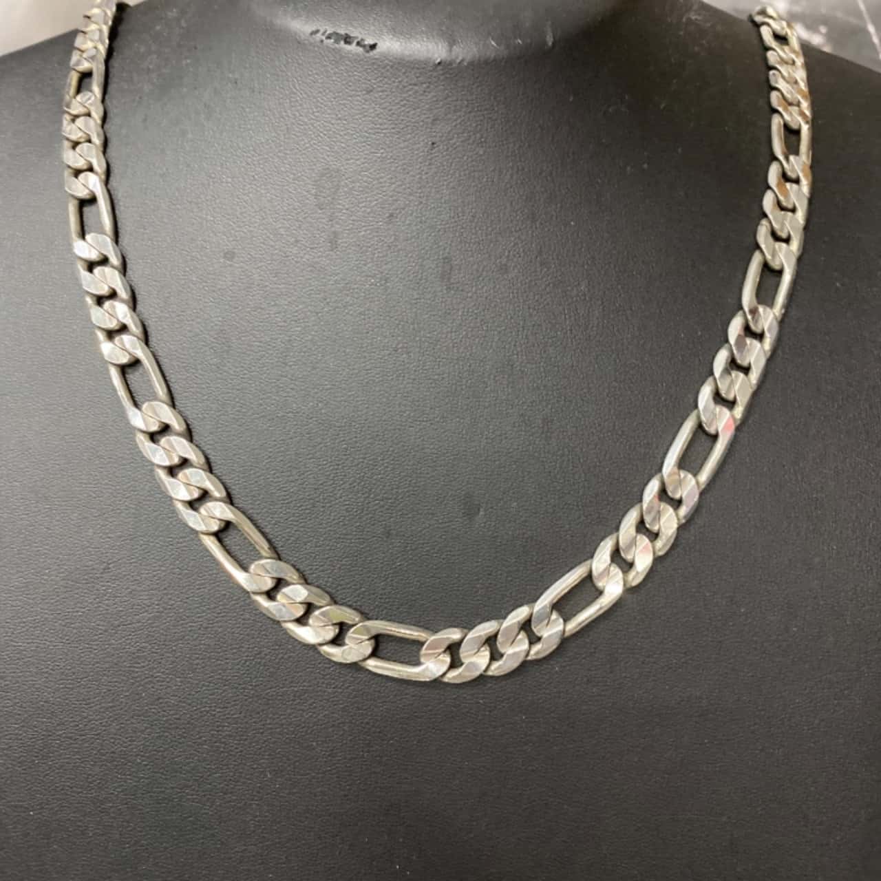 Sterling silver solid heavy Figaro chain