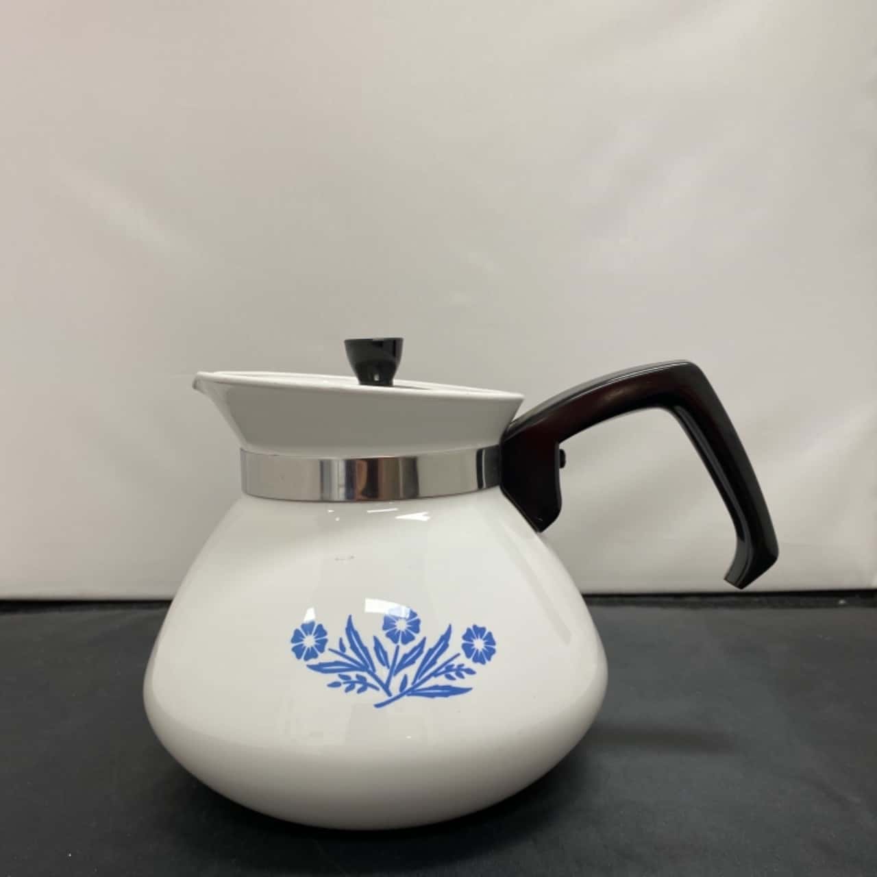 Retro Corningware corn flower tea pot complete