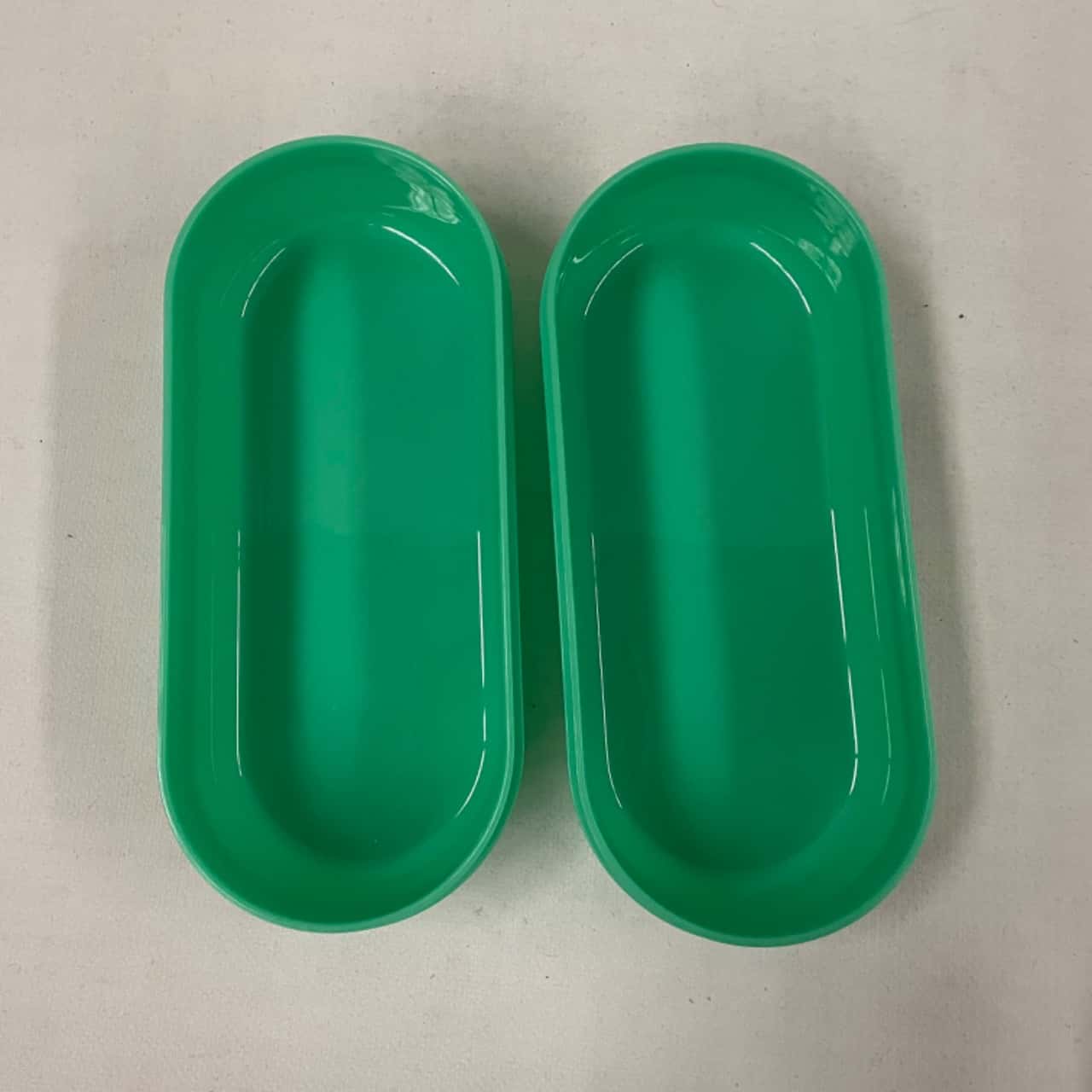 Tupperware grater & seater with storage containers mint free (s)