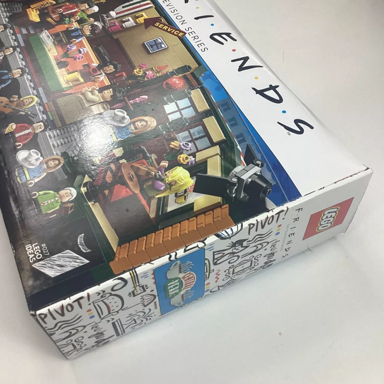 LEGO Ideas FRIENDS Central Perk (21319) building set(New Sealed) - New ...