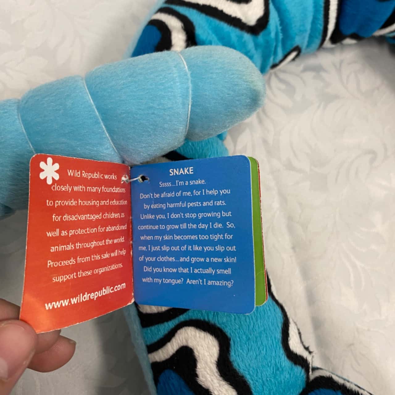 New York City Central Park Zoo Blue Snake Toy BNWT