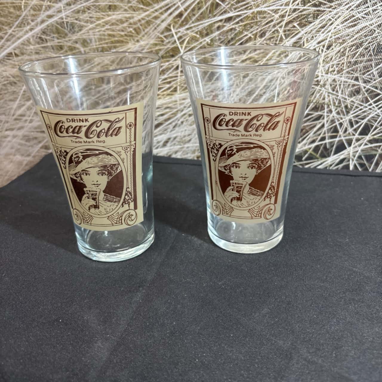 Vintage coca cola Archiever turn of the century glasses (s)