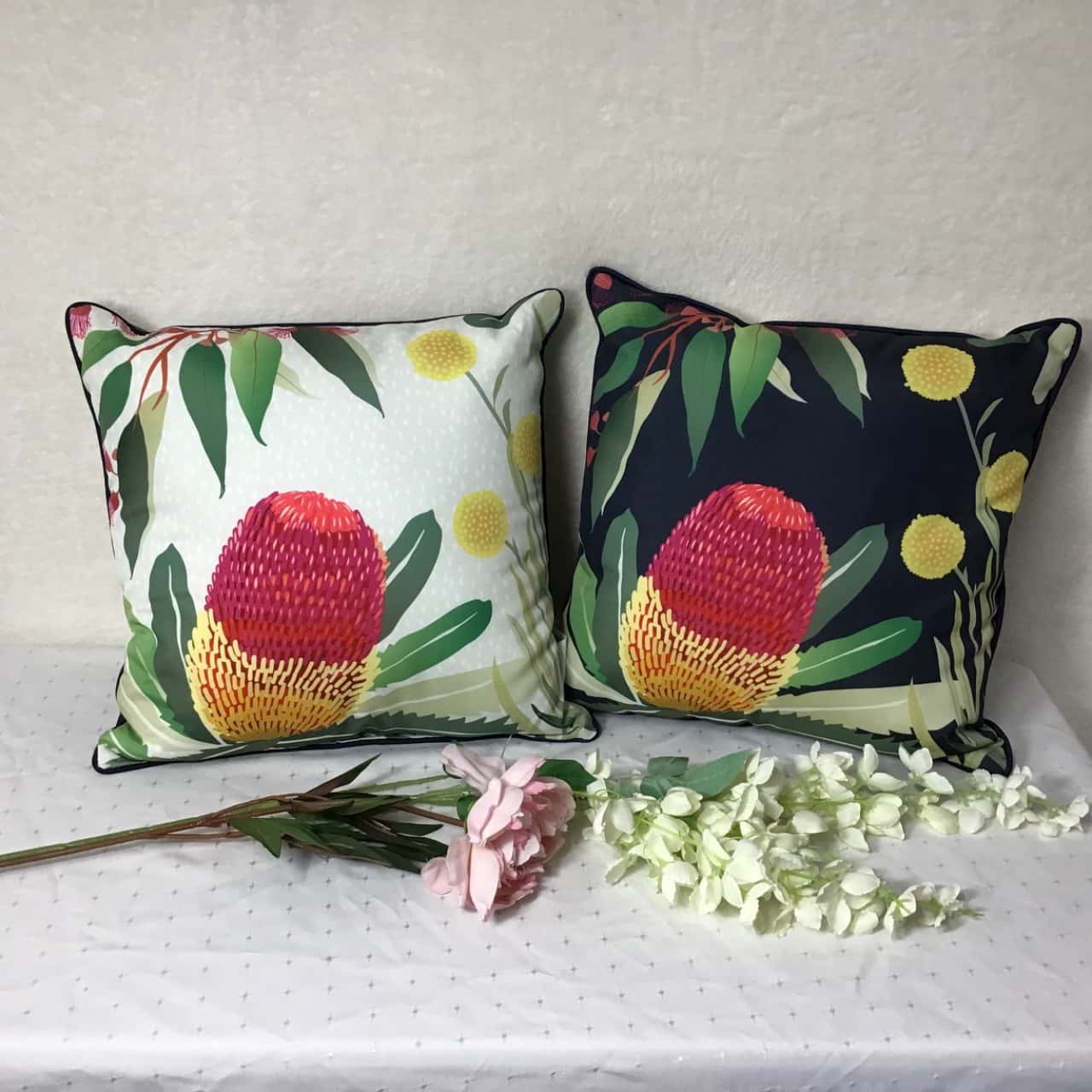 Anko Australiana Flower Pattern Square Cushions (x 2)(s)