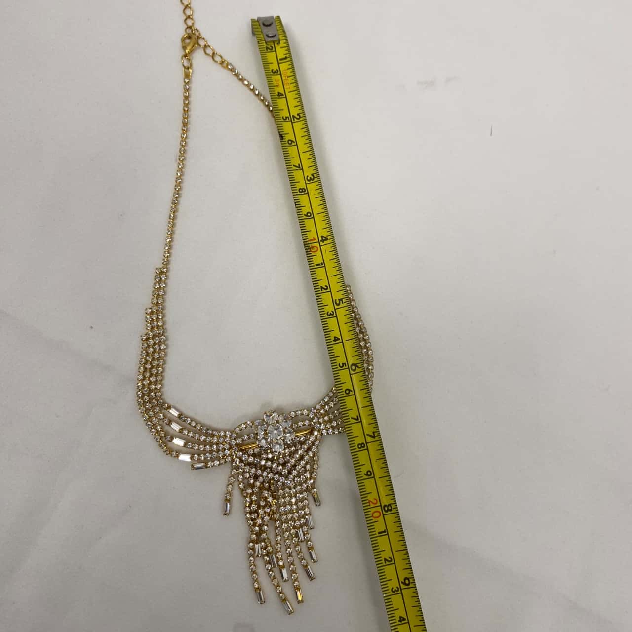 Unbranded Women's Blinky Necklace Costume Jewellery (s) - Used Very ...