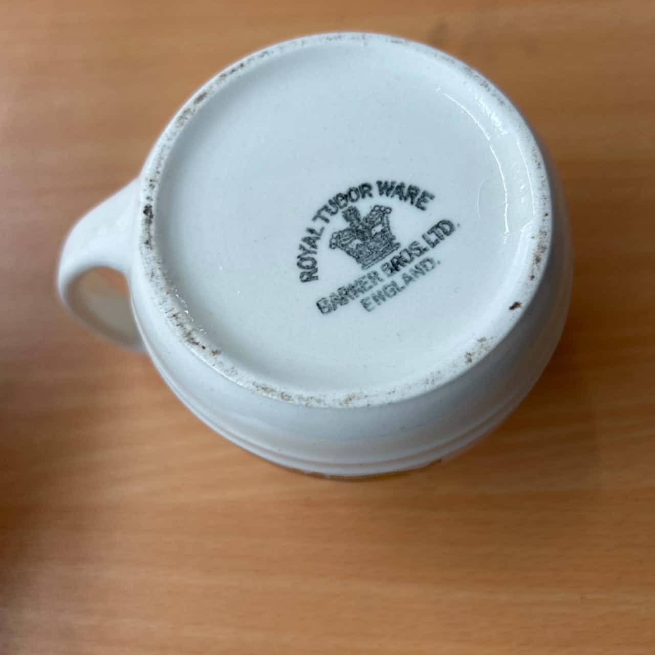 Royal Tudor ware - long may they Reign mug