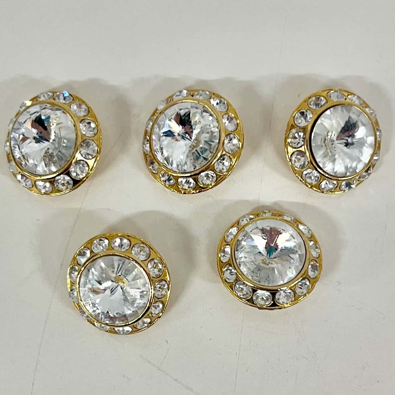 5 Vintage Sparkling Buttons