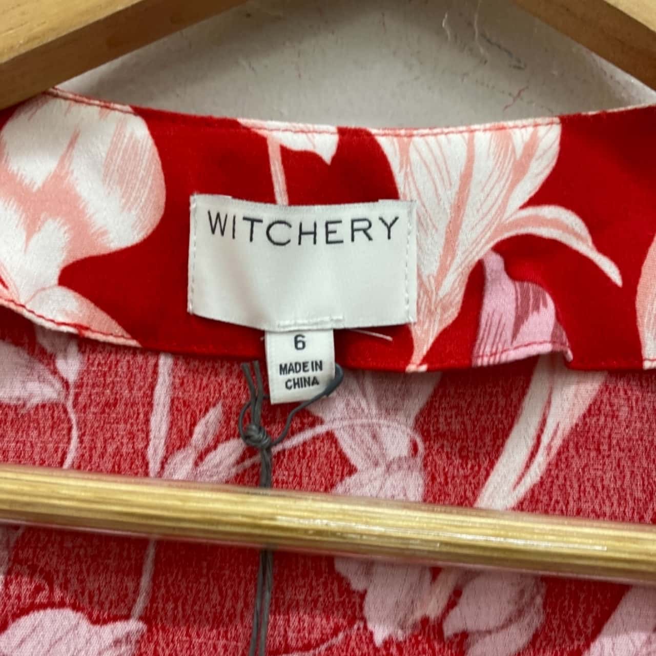 Witchery Womens Size 6 Floral Tops Floral / Red Wrap Style