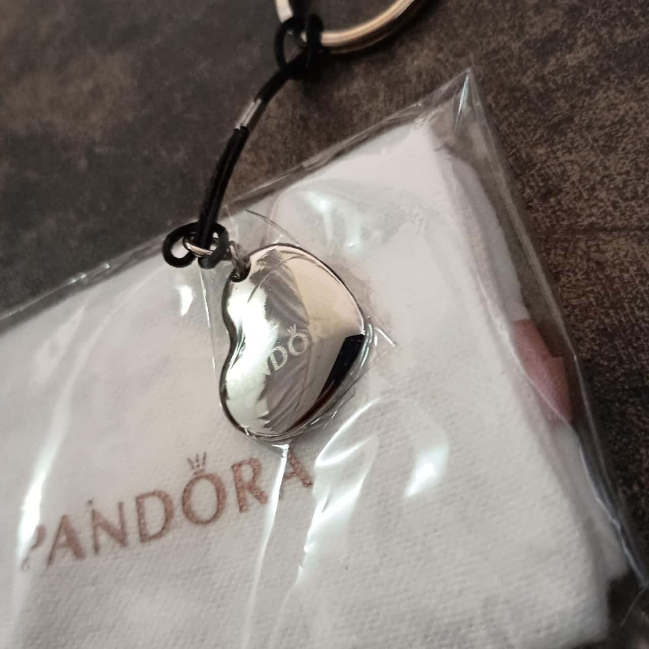 Pandora Cleaning Cloth & Key Ring(s)