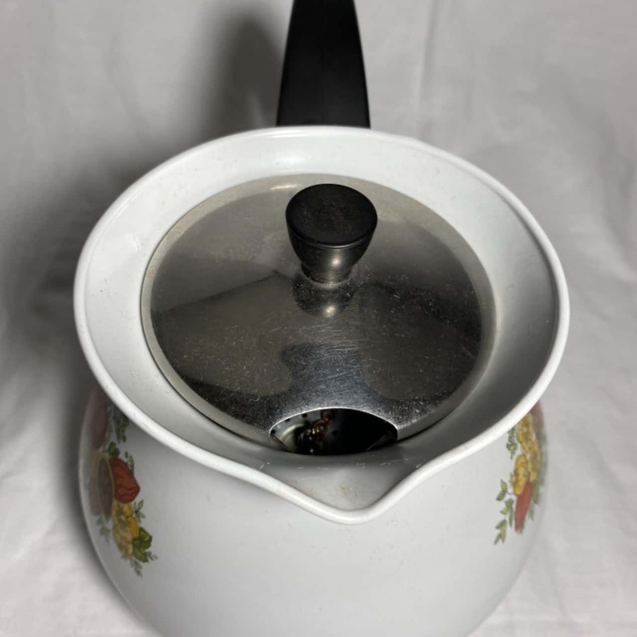 Vintage Corning Ware Tea Pot (s)