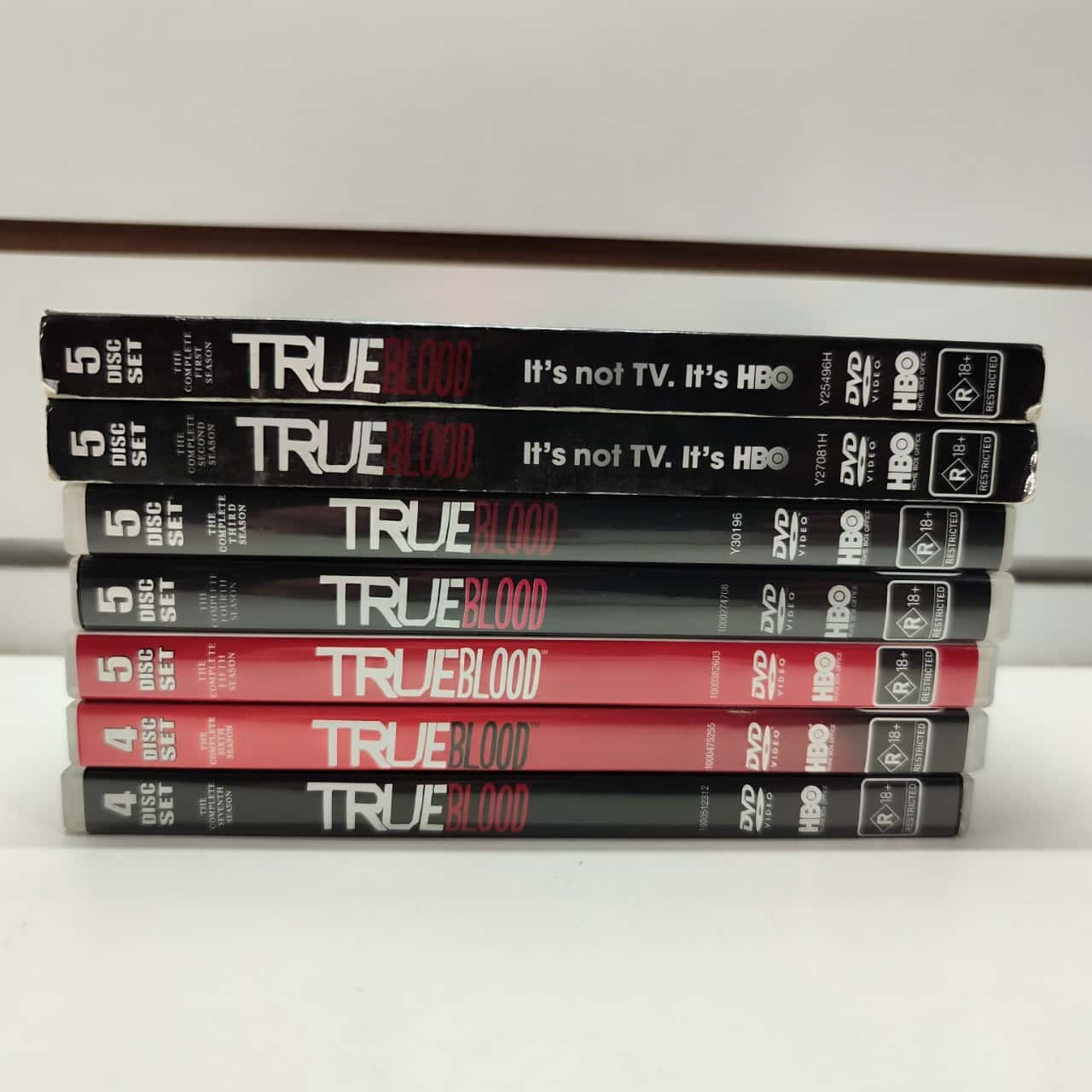 True Blood s1-7 DVD Bundle (s)