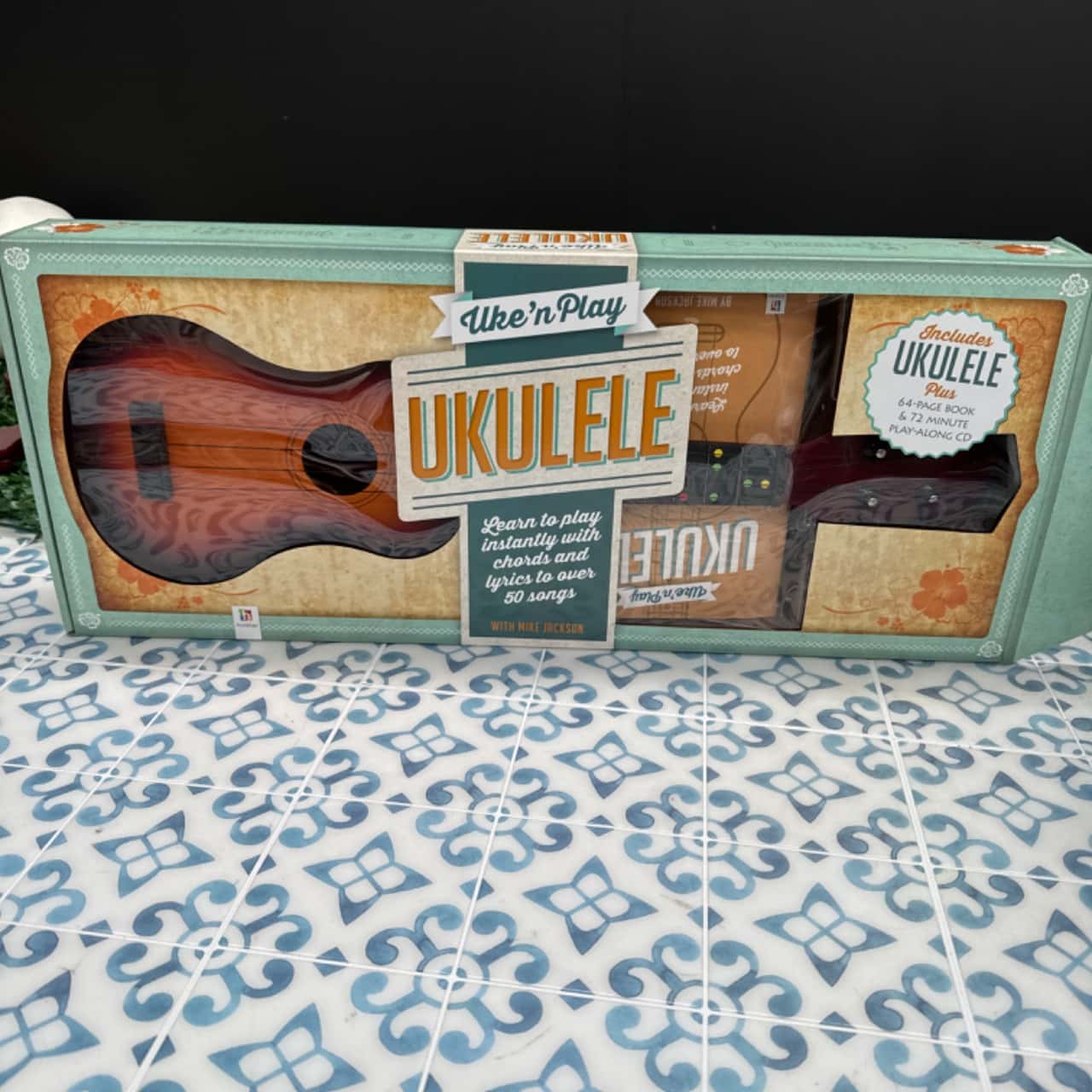 Ukulele (s)