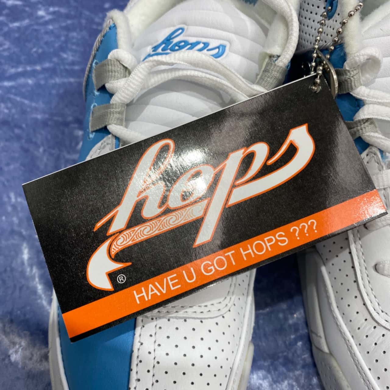 Hops Womens Size 6.5 White Carolina Blue Sports Shoes