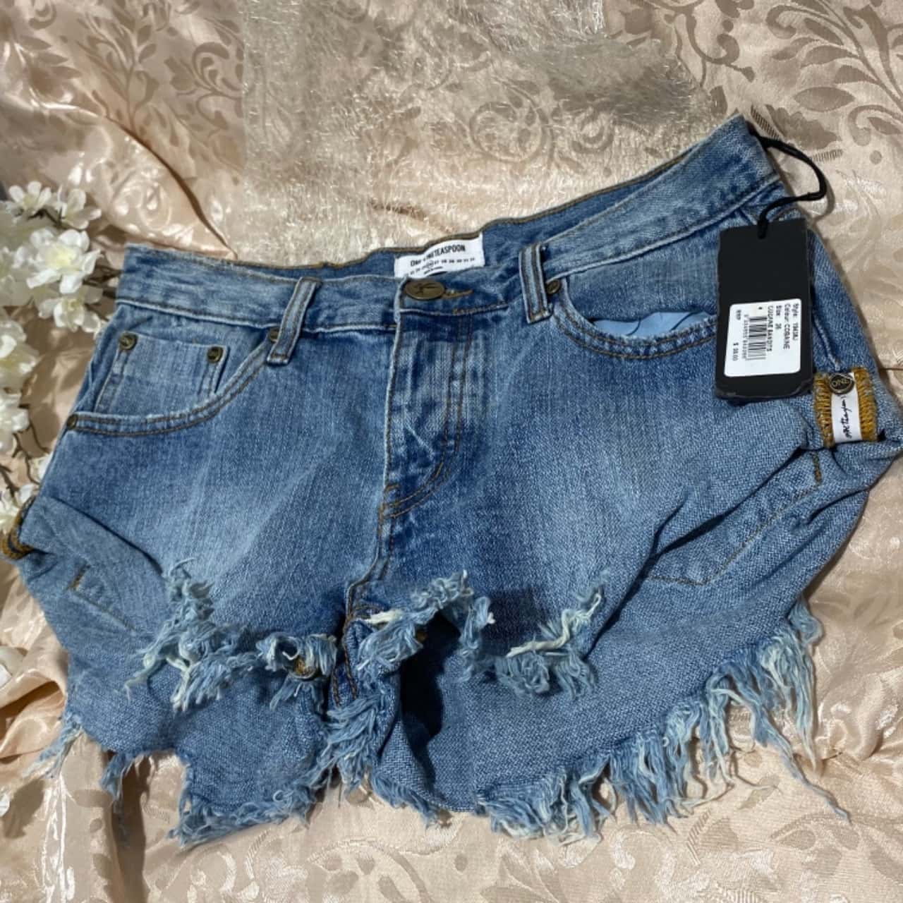 Oneteaspoon Womens Size 8 Denim Shorts